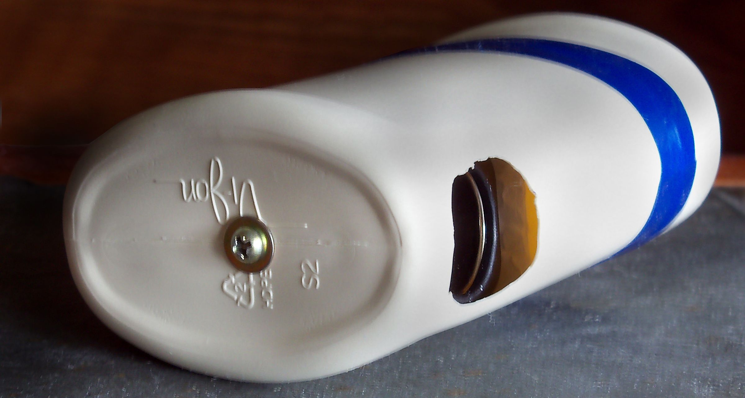 EMERGENCY POWER PACK THE EASY WAY : 8 Steps - Instructables