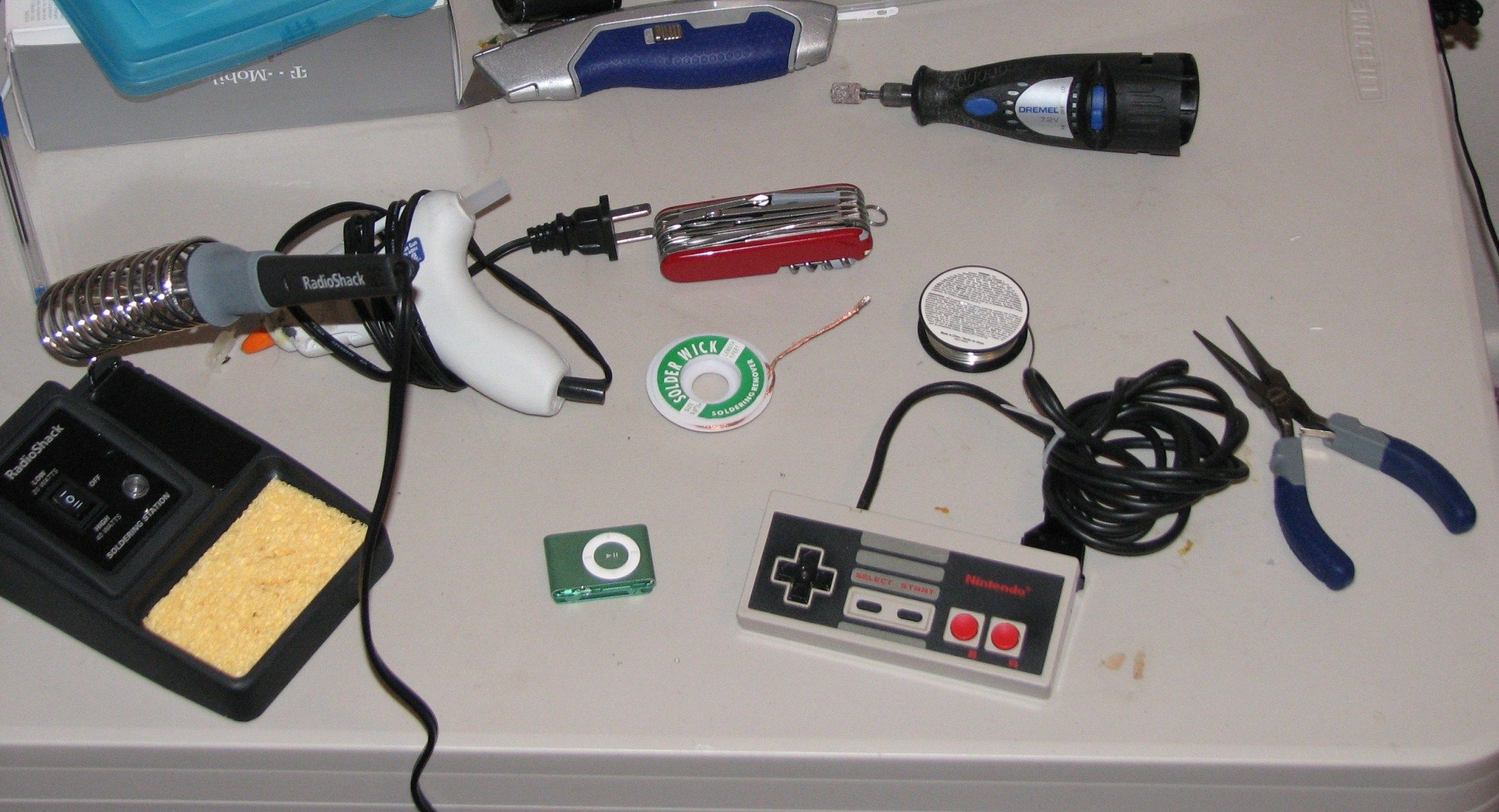NES Controller Shuffle (Nintendo Controller MP3, V3.0) : 5 Steps (with ...