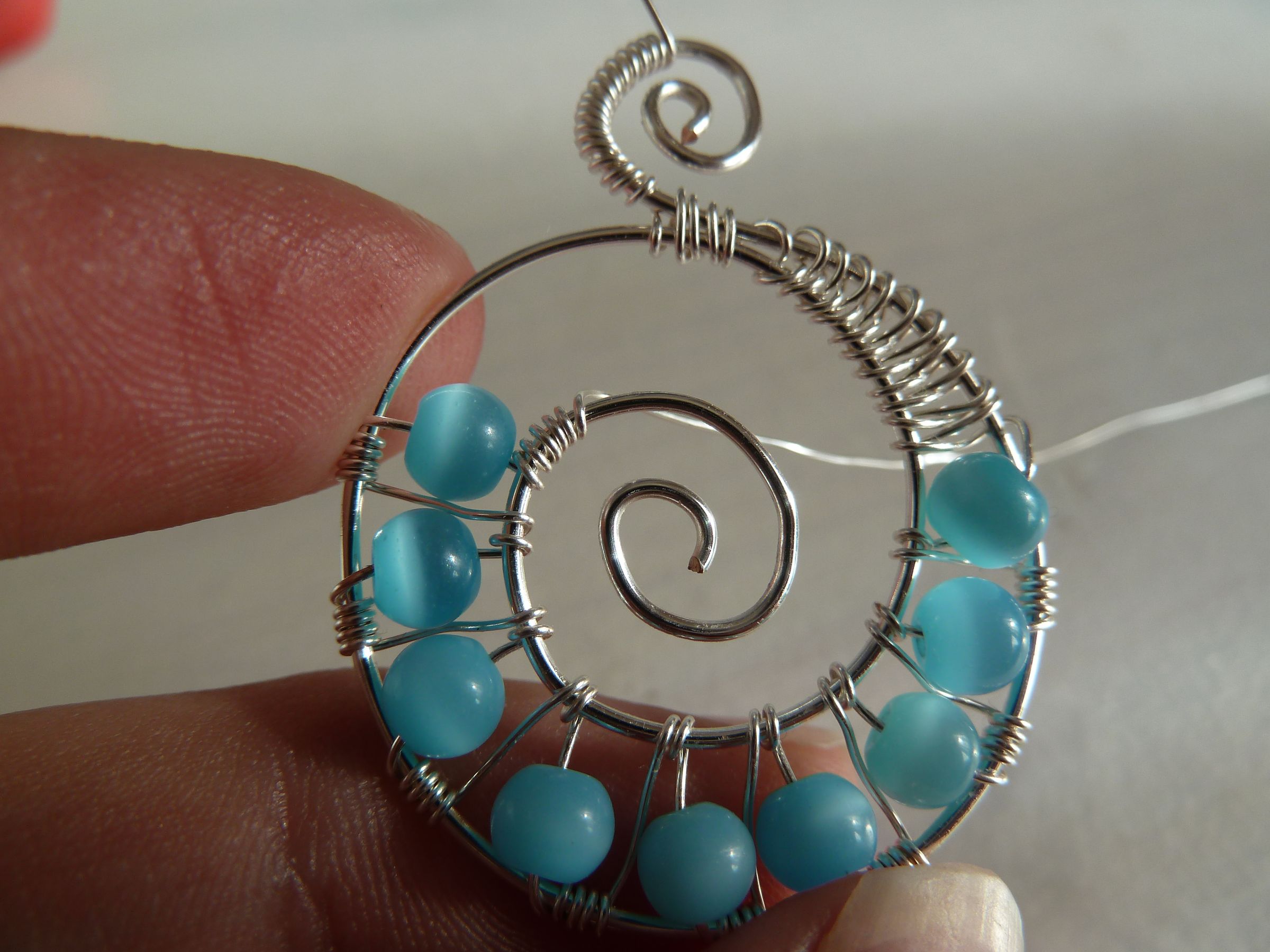 Swirled Wire Beaded Pendant : 18 Steps (with Pictures) - Instructables