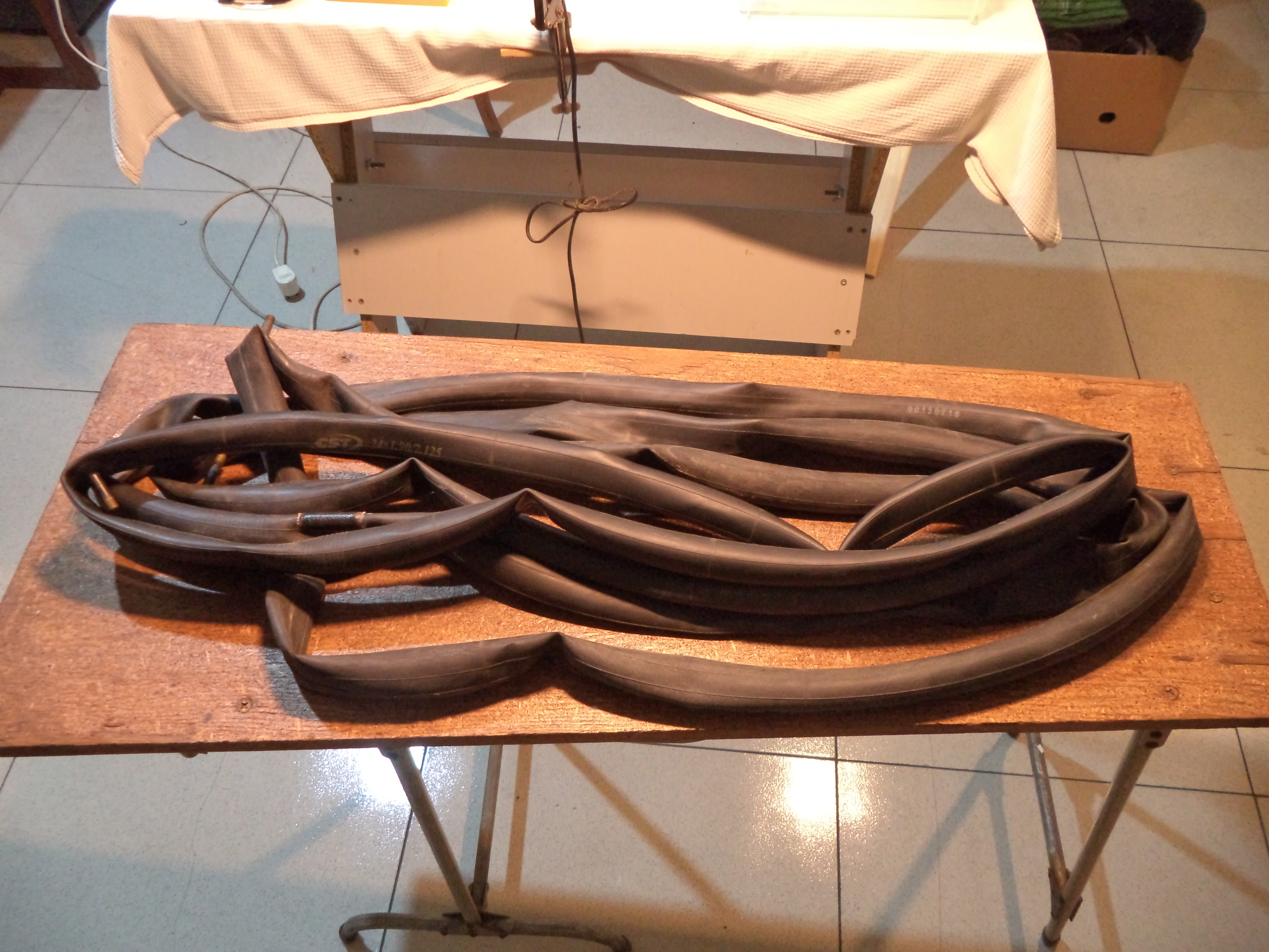 Straightening/Flattening Bicycle Inner Tubes for DIY Projects : 7 Steps ...