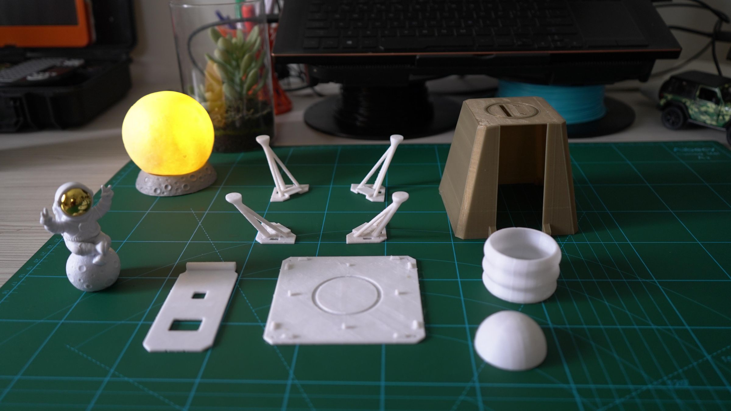 Moon Lander Simulator : 9 Steps (with Pictures) - Instructables