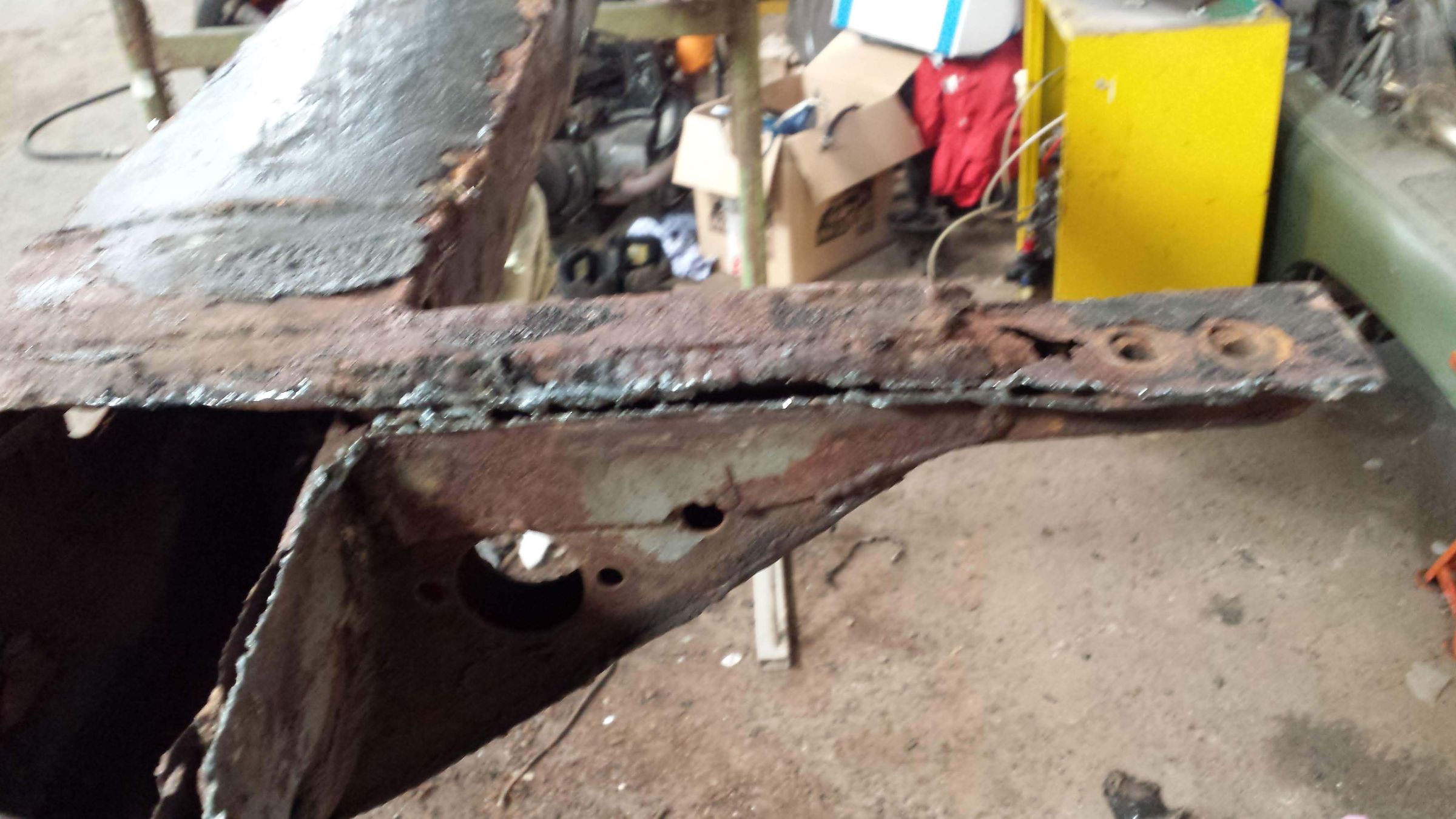 Chassis Restoration on a Volkswagen Beetle Volksrod : 12 Steps (with ...
