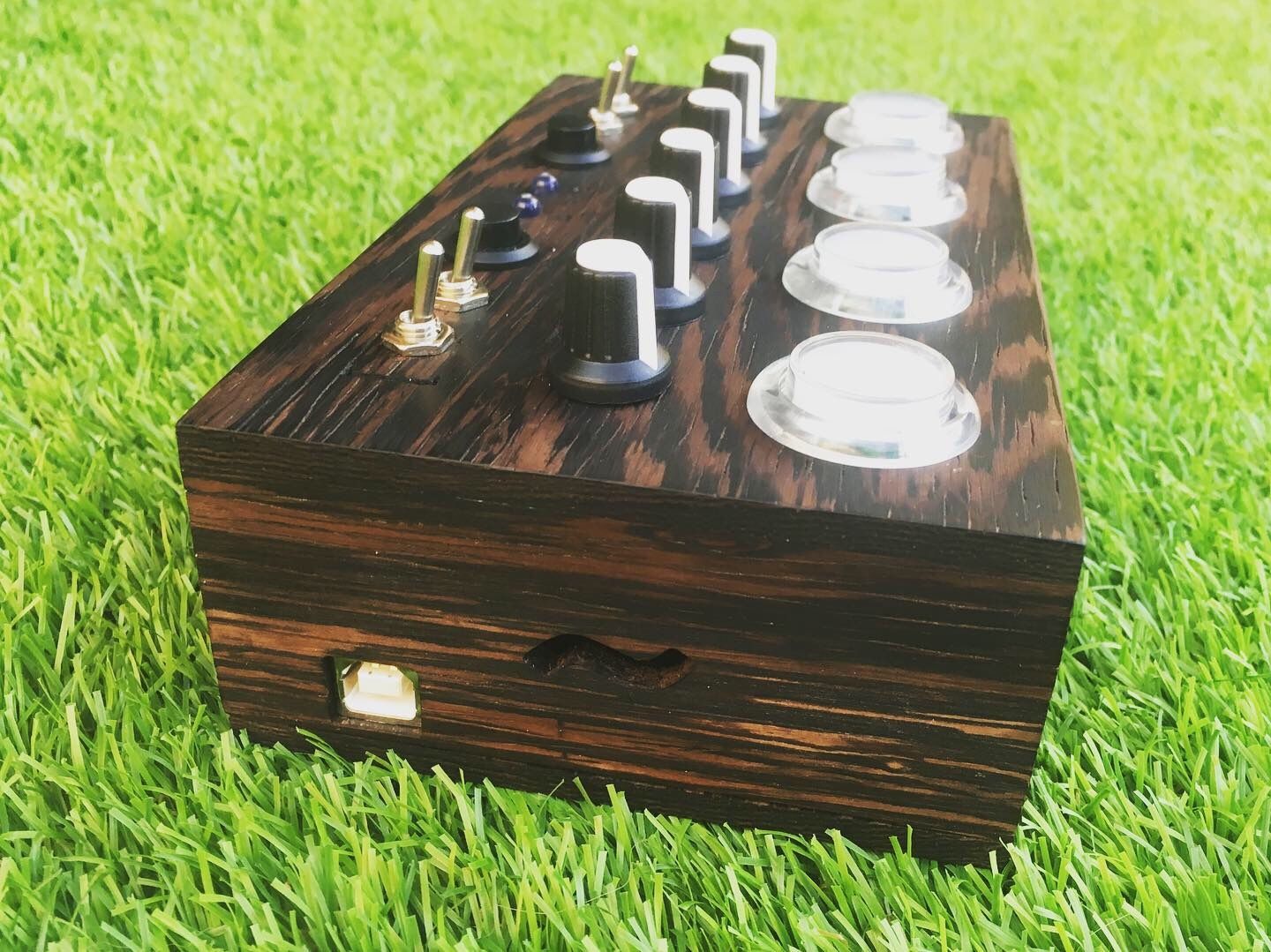 Custom Arduino MIDI Controller : 14 Steps (with Pictures) - Instructables