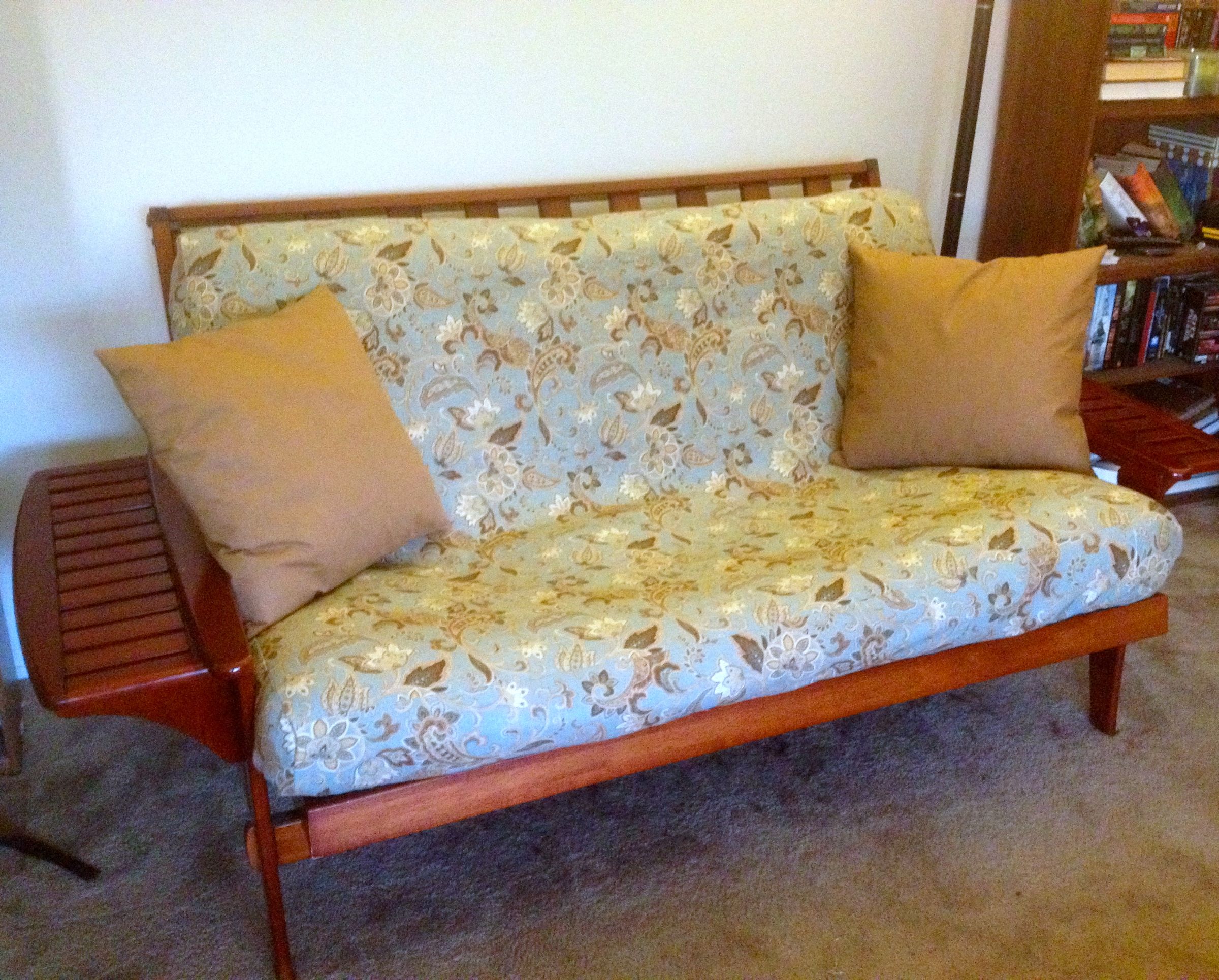 Futon Easy-Off Slipcover : 6 Steps (with Pictures) - Instructables