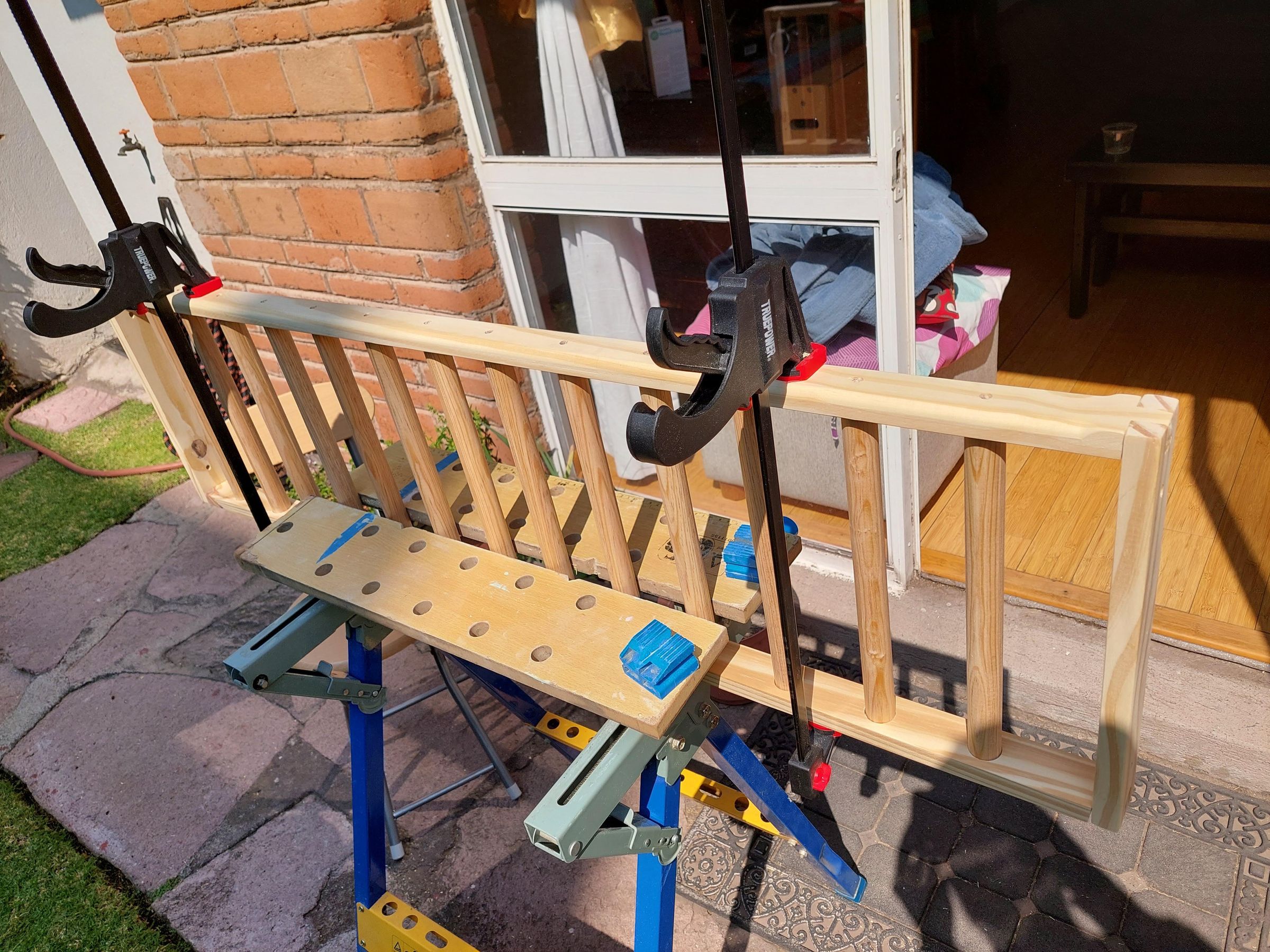 DIY Baby Crib : 8 Steps - Instructables