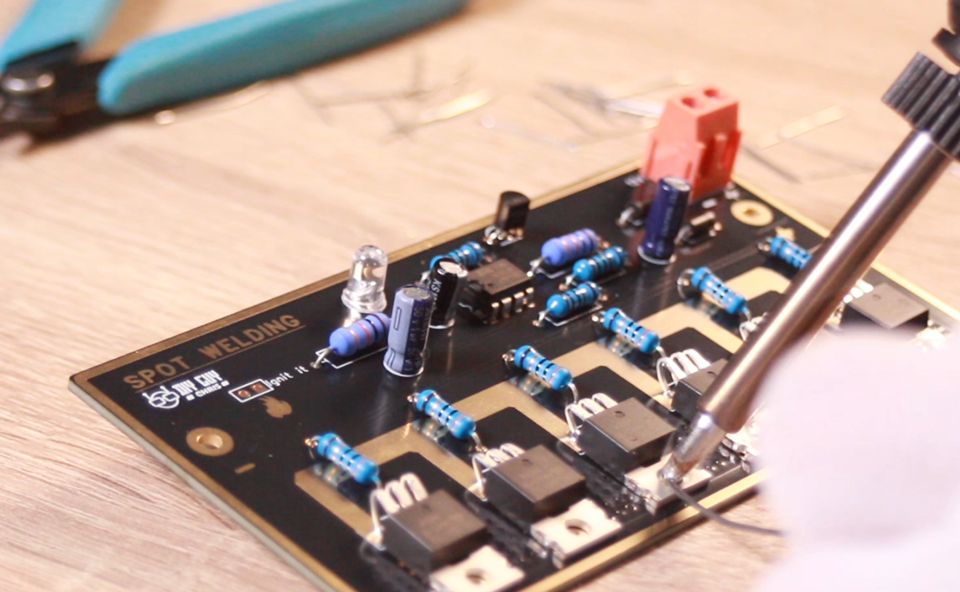 DIY Battery Spot Welder: Build Your Own Power Pack Assembler : 4 Steps ...