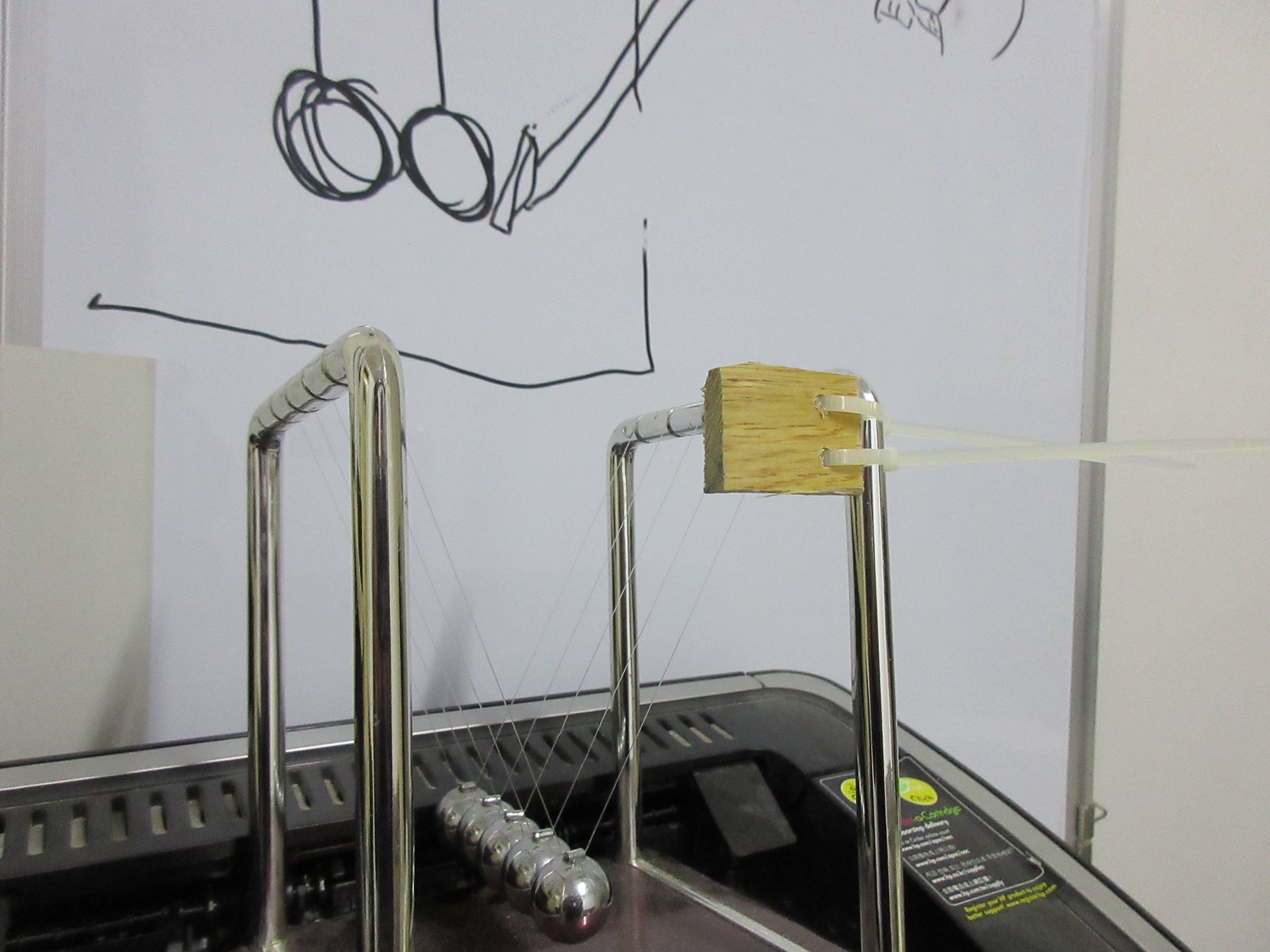 Automated Newton's Cradle : 3 Steps (with Pictures) - Instructables