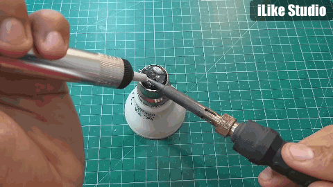 Turning a Bulb Into Smart Light - PIR : 8 Steps - Instructables