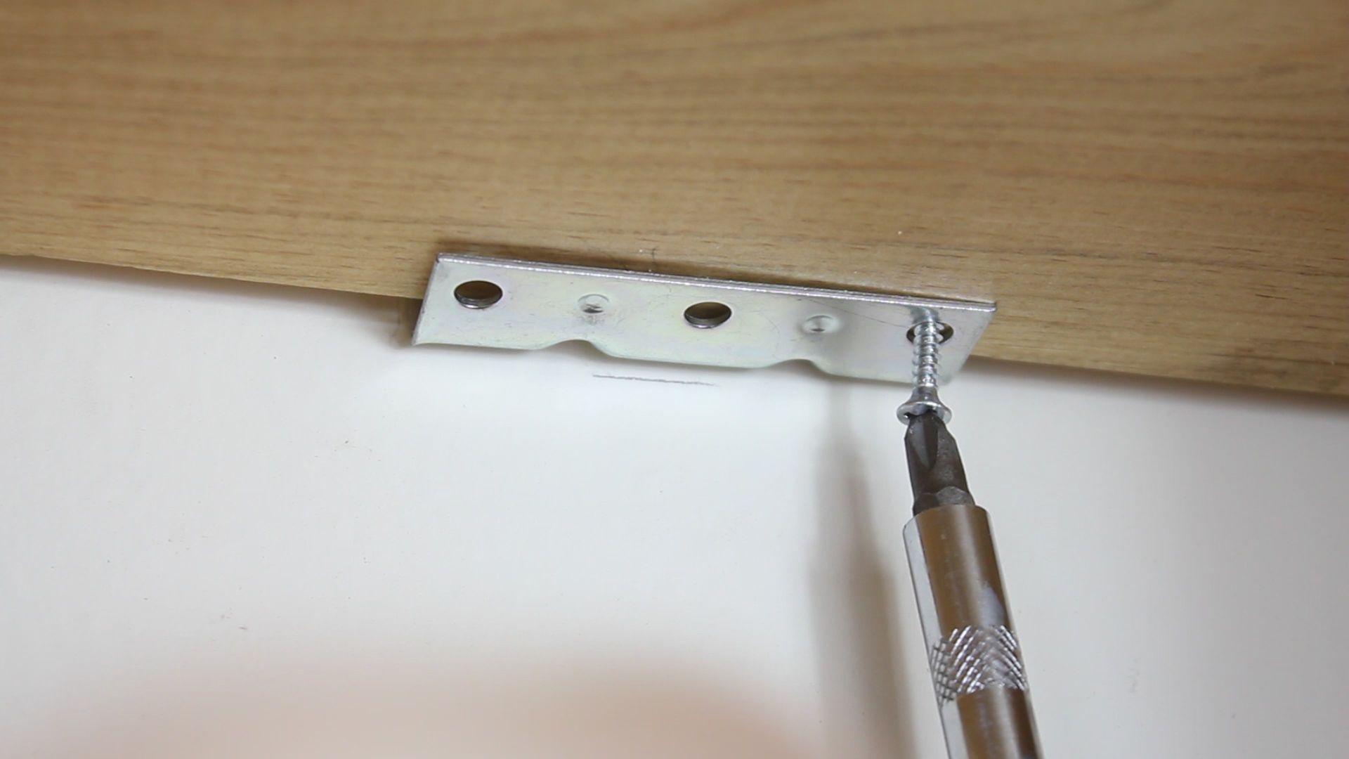 Floating Box Shelves (From One 1 X 8) : 11 Steps (with Pictures ...