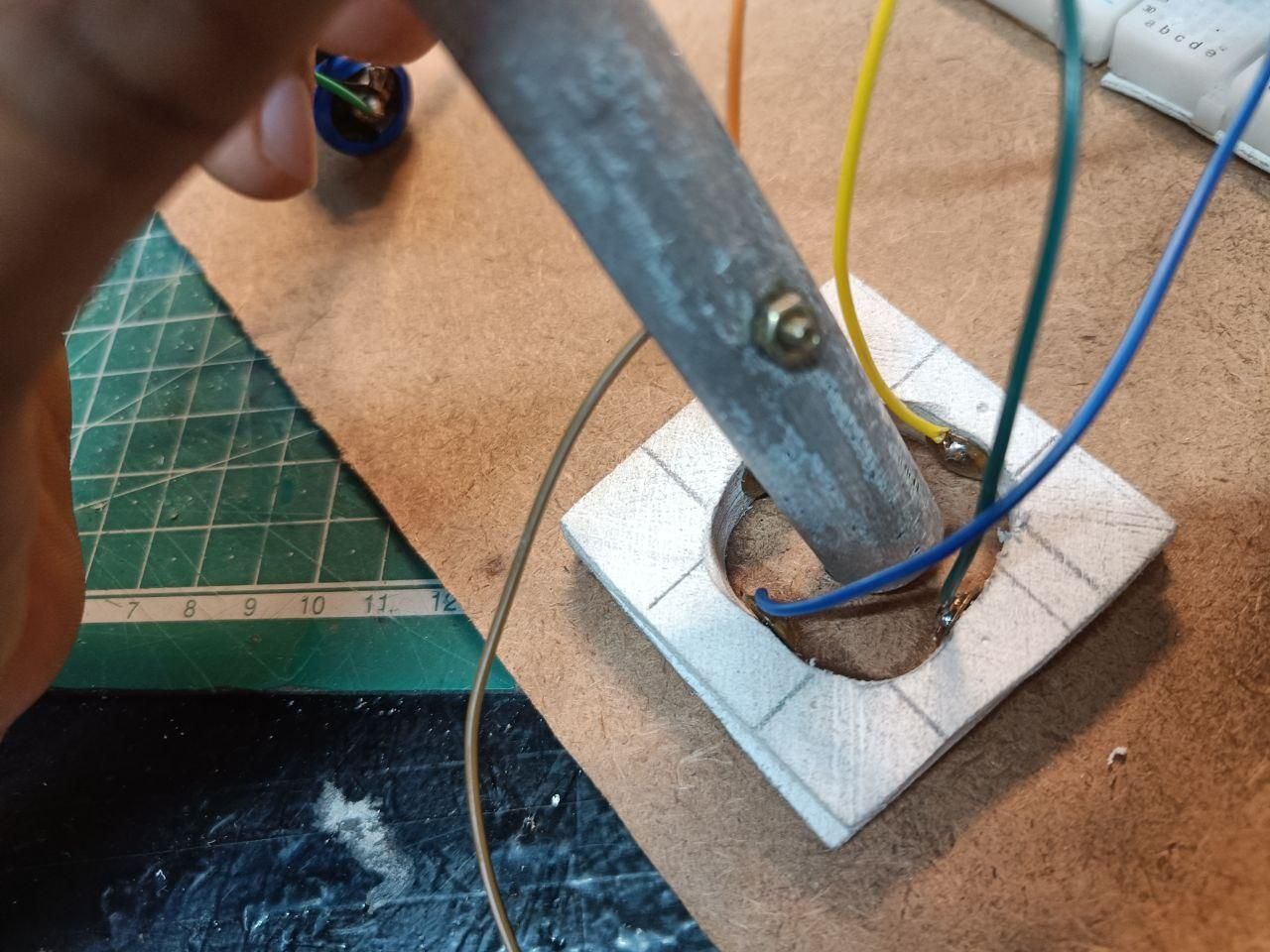 DIY Arcade Game Bluetooth Controller for Desktop Devices : 11 Steps (with Pictures) - Instructables