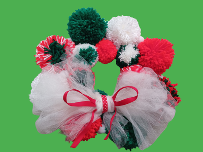 Holiday Pom-Pom Wreath : 4 Steps - Instructables
