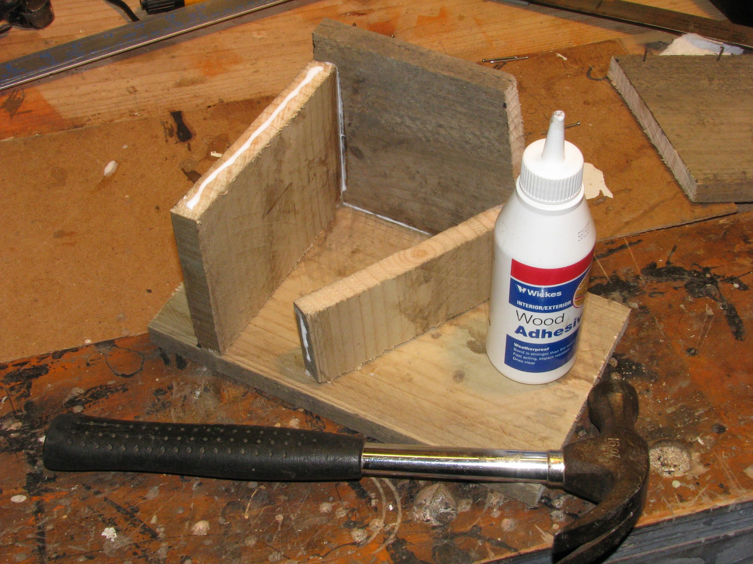 Simple Bird Nesting Box : 5 Steps (with Pictures) - Instructables