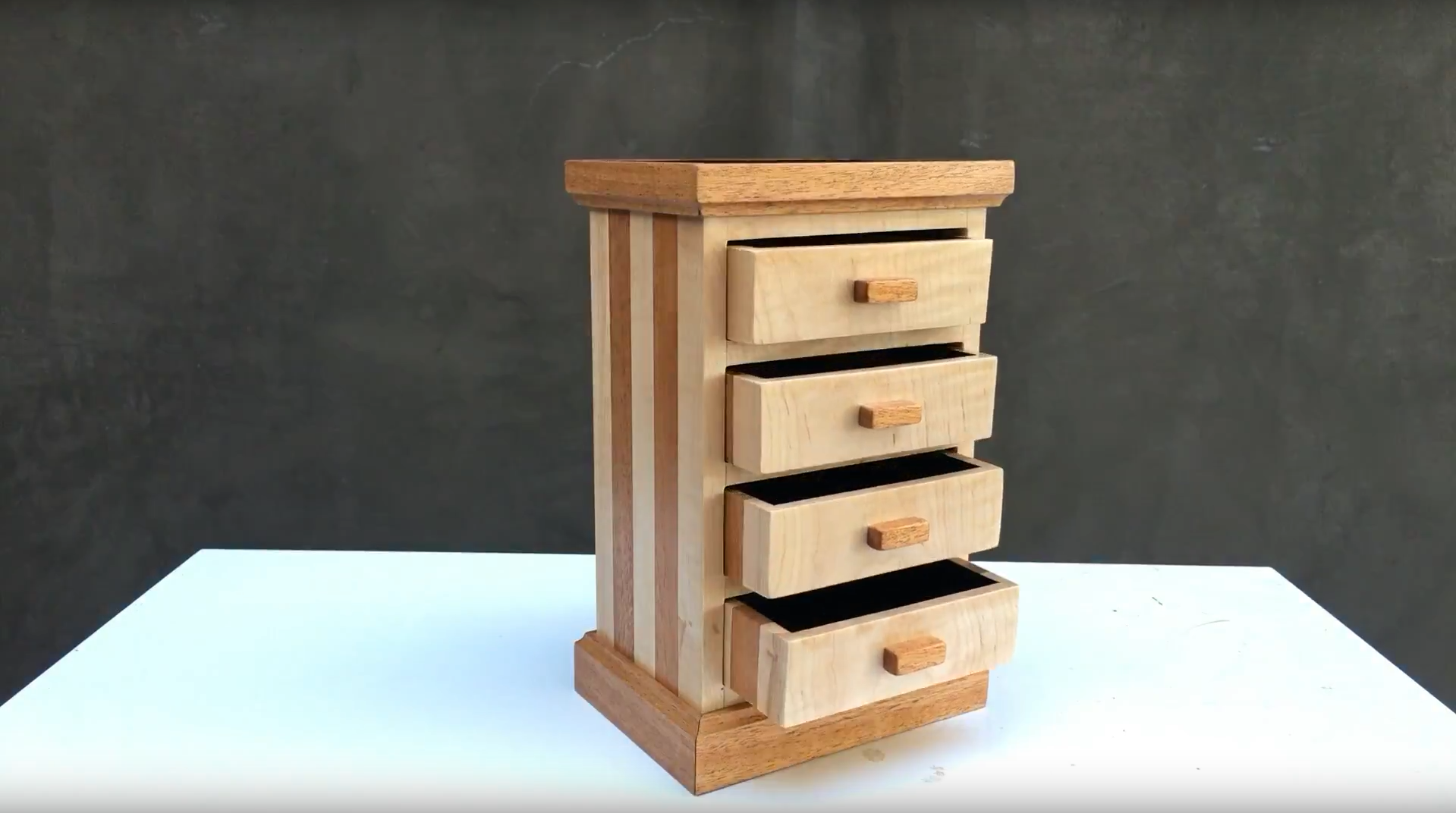 Secret Compartment Jewelry Box : 9 Steps (with Pictures) - Instructables