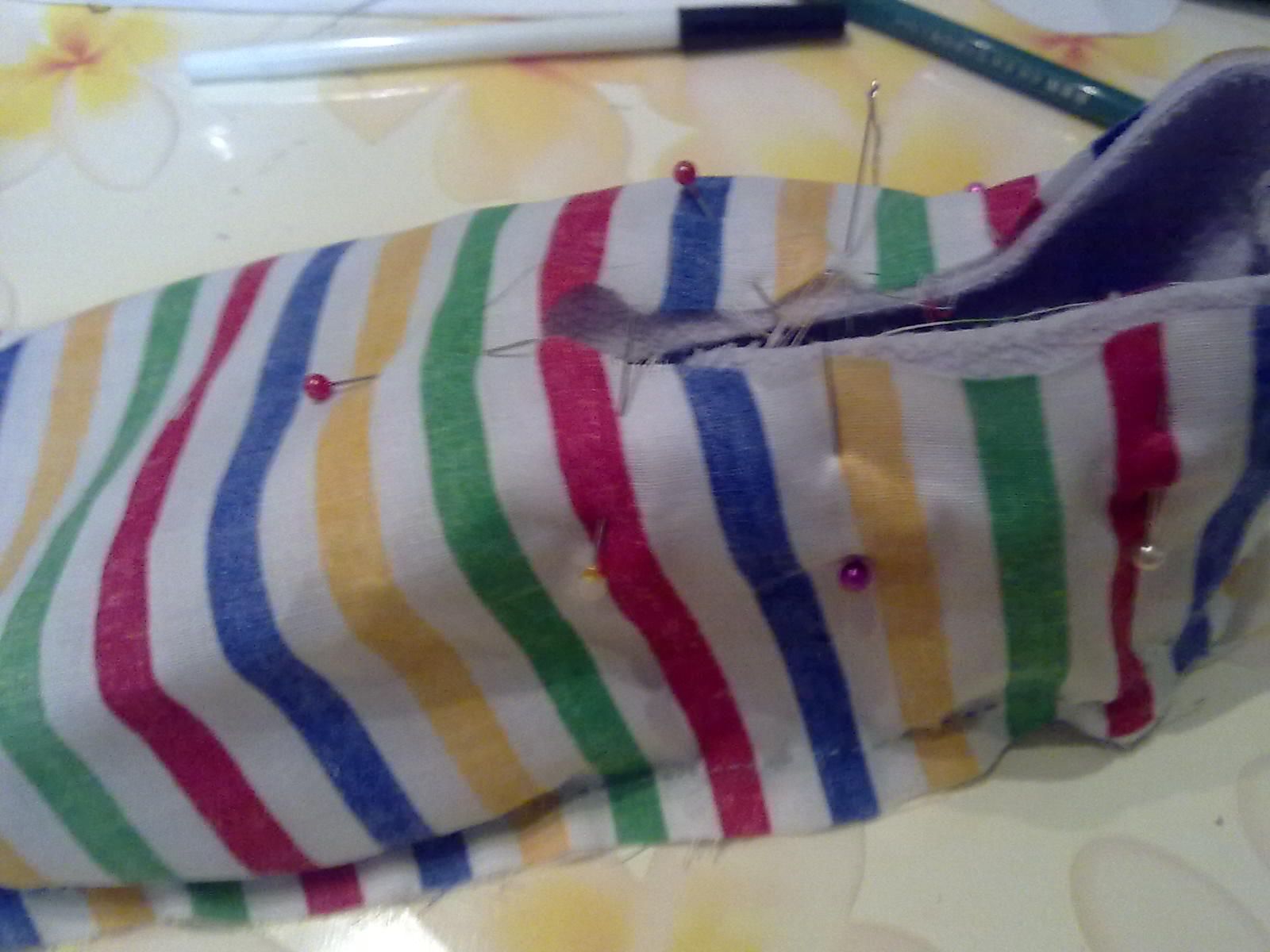 Reversible Soft Slipper Shoes : 7 Steps (with Pictures) - Instructables