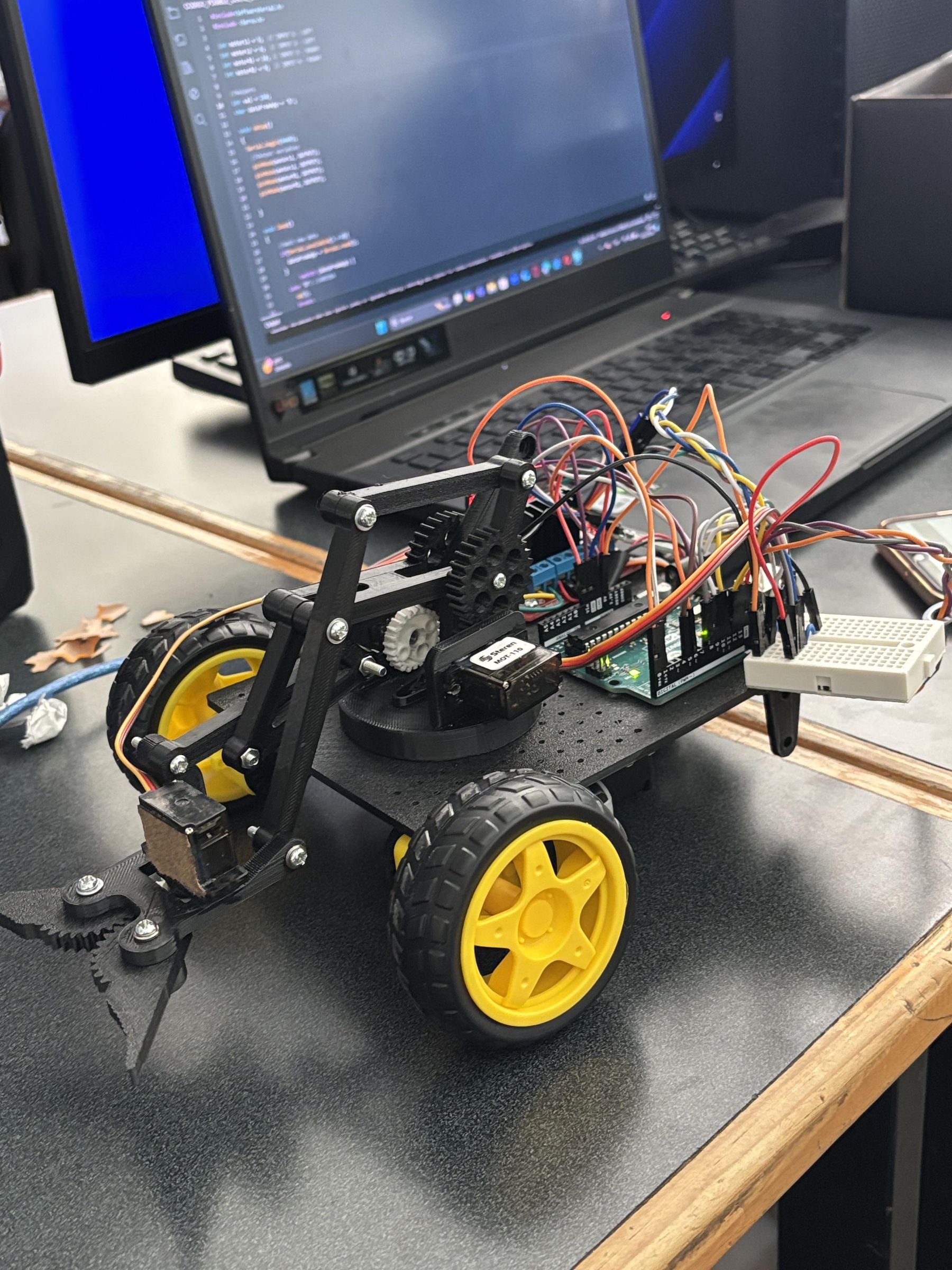 Carro Bluetooth : 4 Steps - Instructables