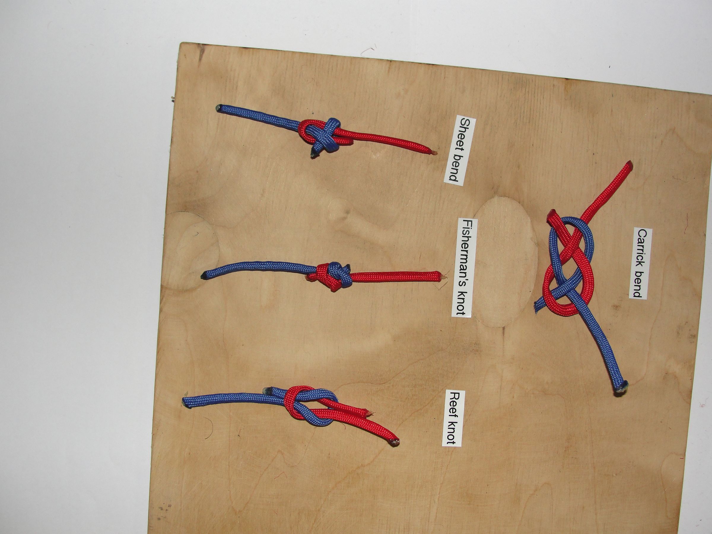 Paracord Knot Display Bord : 14 Steps - Instructables