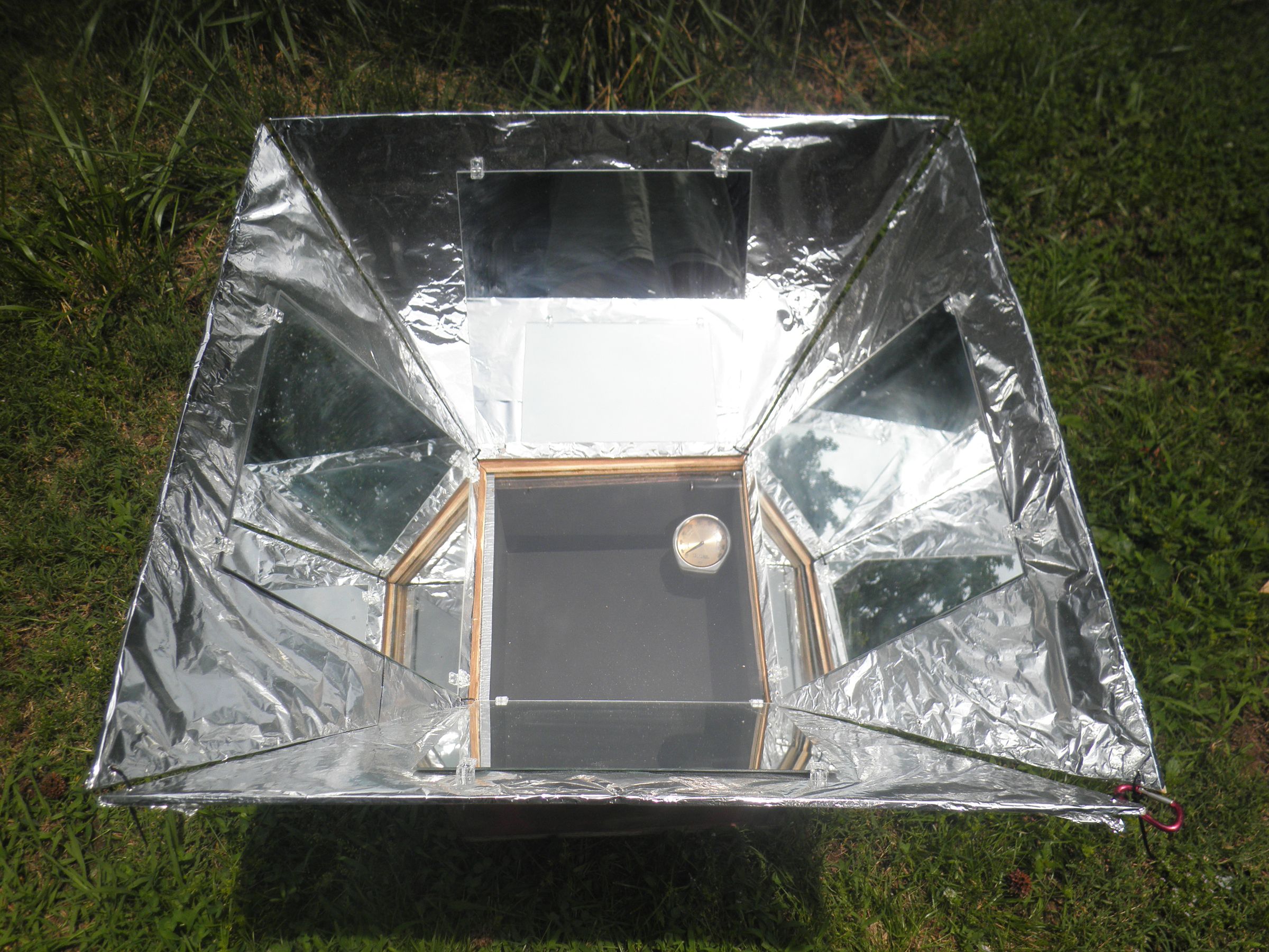 Solar Oven Mark II : 7 Steps (with Pictures) - Instructables
