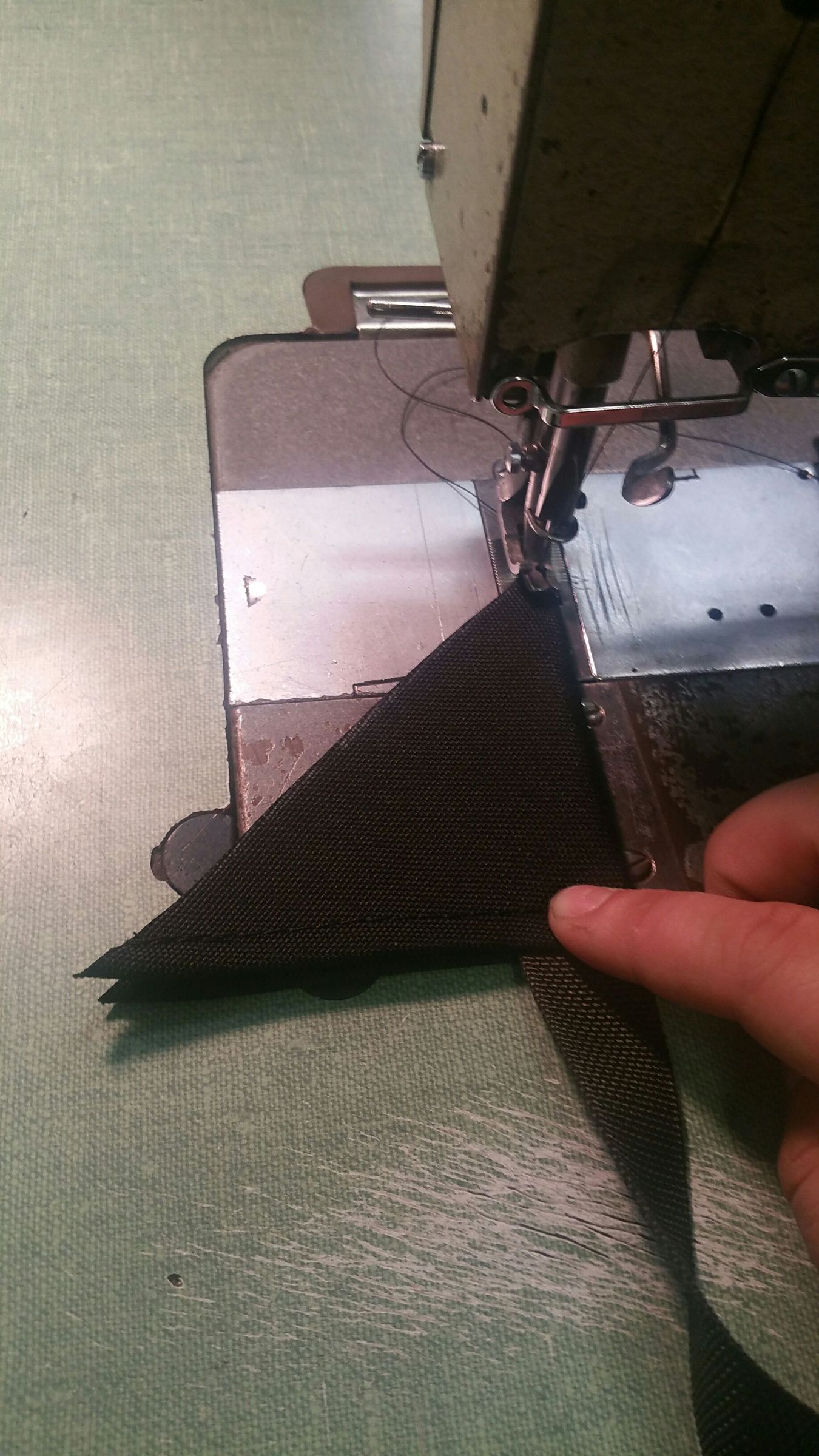 Make Your Own Backpack : 9 Steps (with Pictures) - Instructables