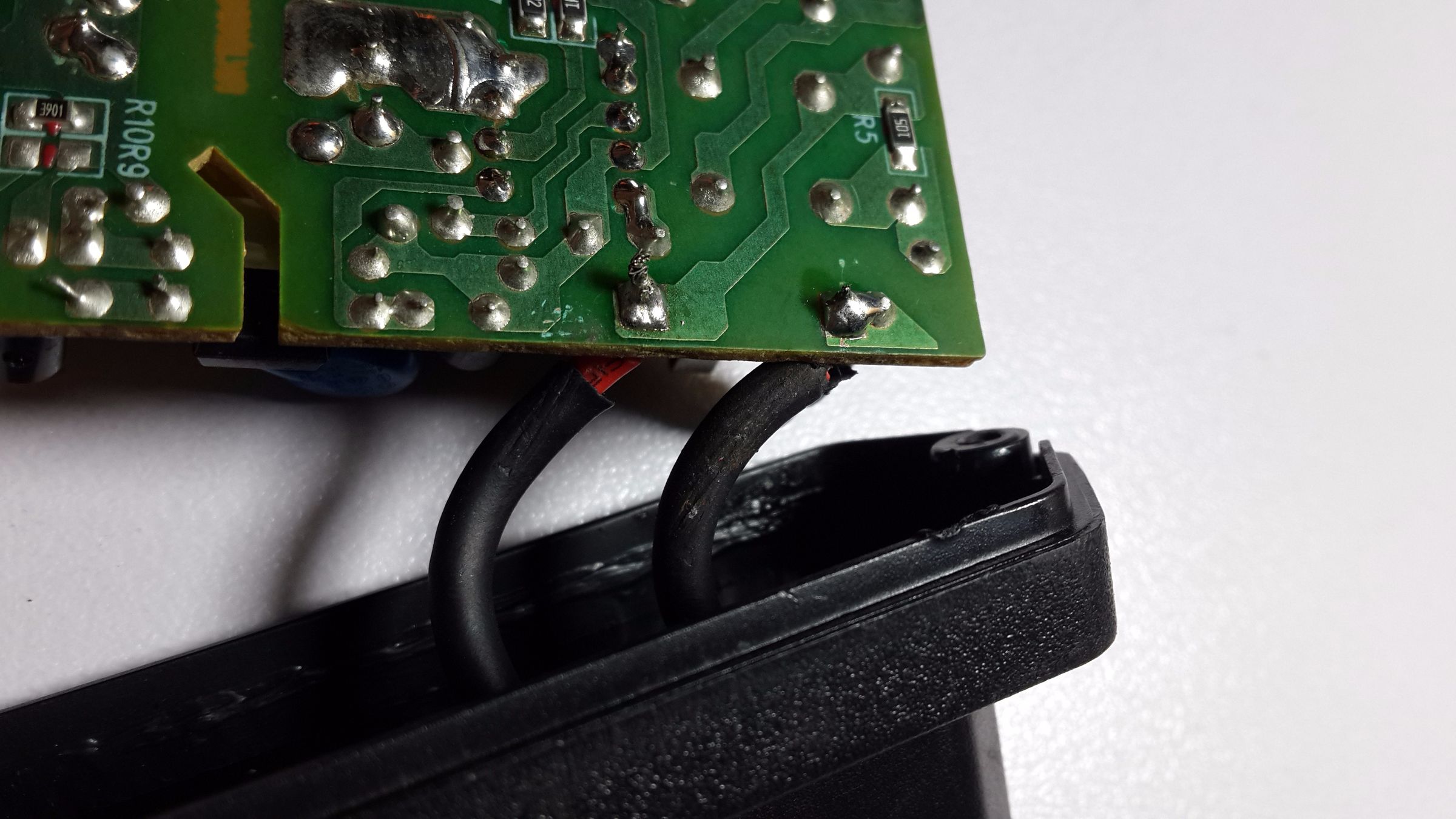 How to Convert Your Old Adapter Into Usb Charger : 9 Steps - Instructables