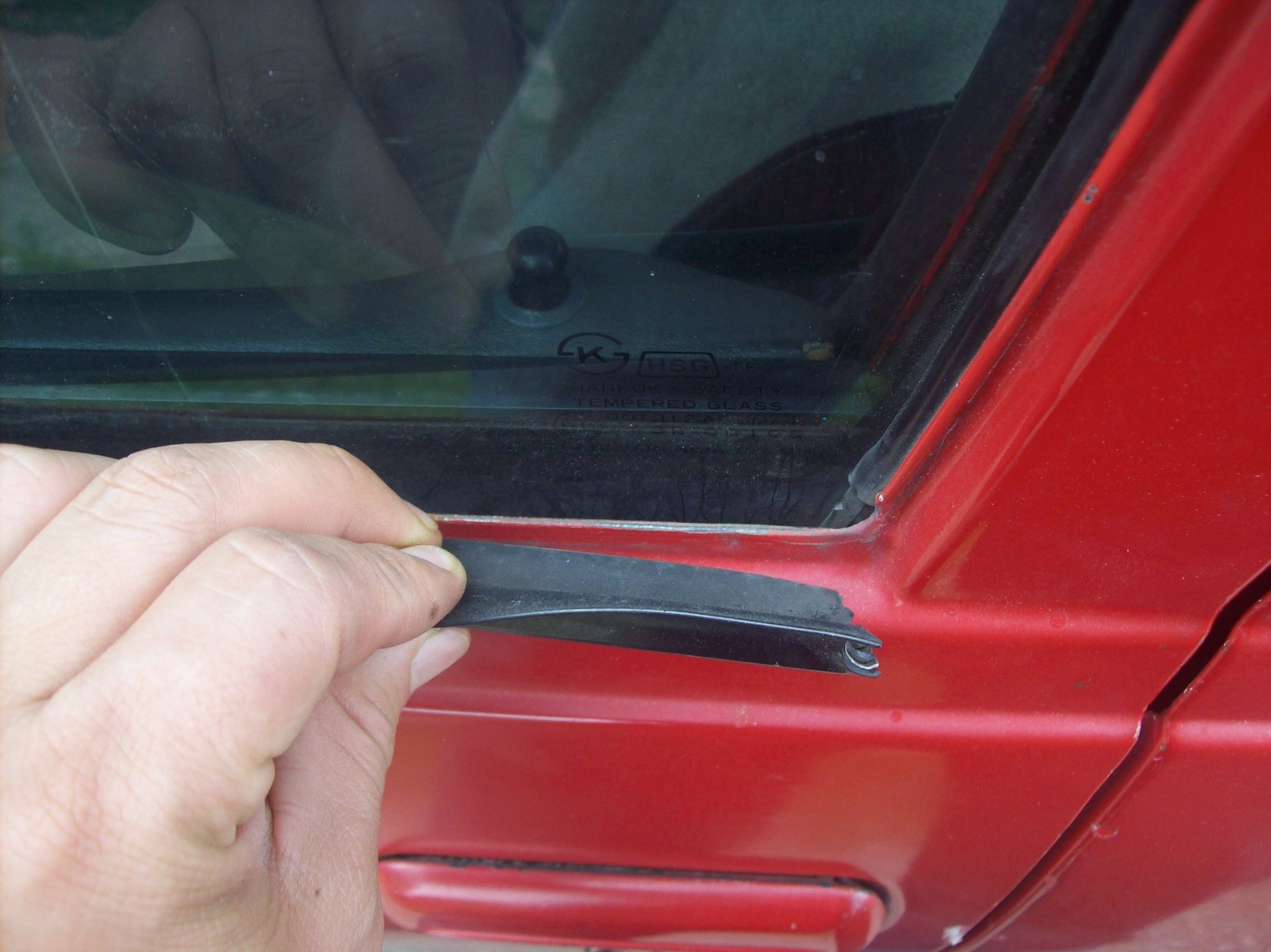 Jury Rig It: Picking Lock Your Car. : 3 Steps - Instructables