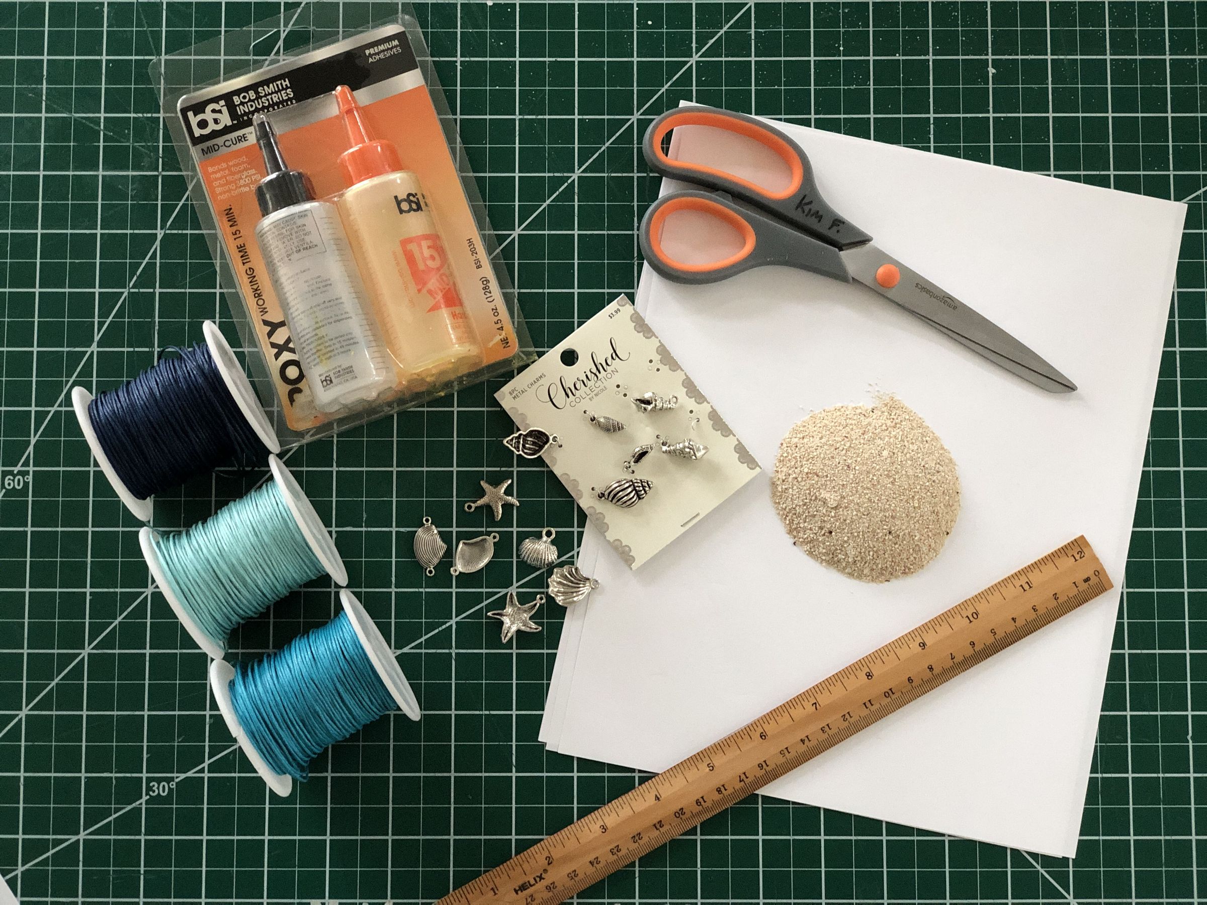 Sand Keepsakes Using Epoxy : 4 Steps (with Pictures) - Instructables