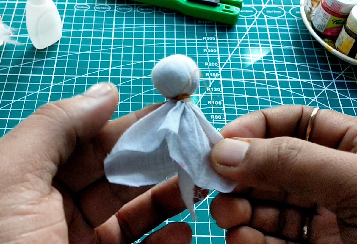 Miniature Pumpkins for Making Other Crafts : 7 Steps (with Pictures ...