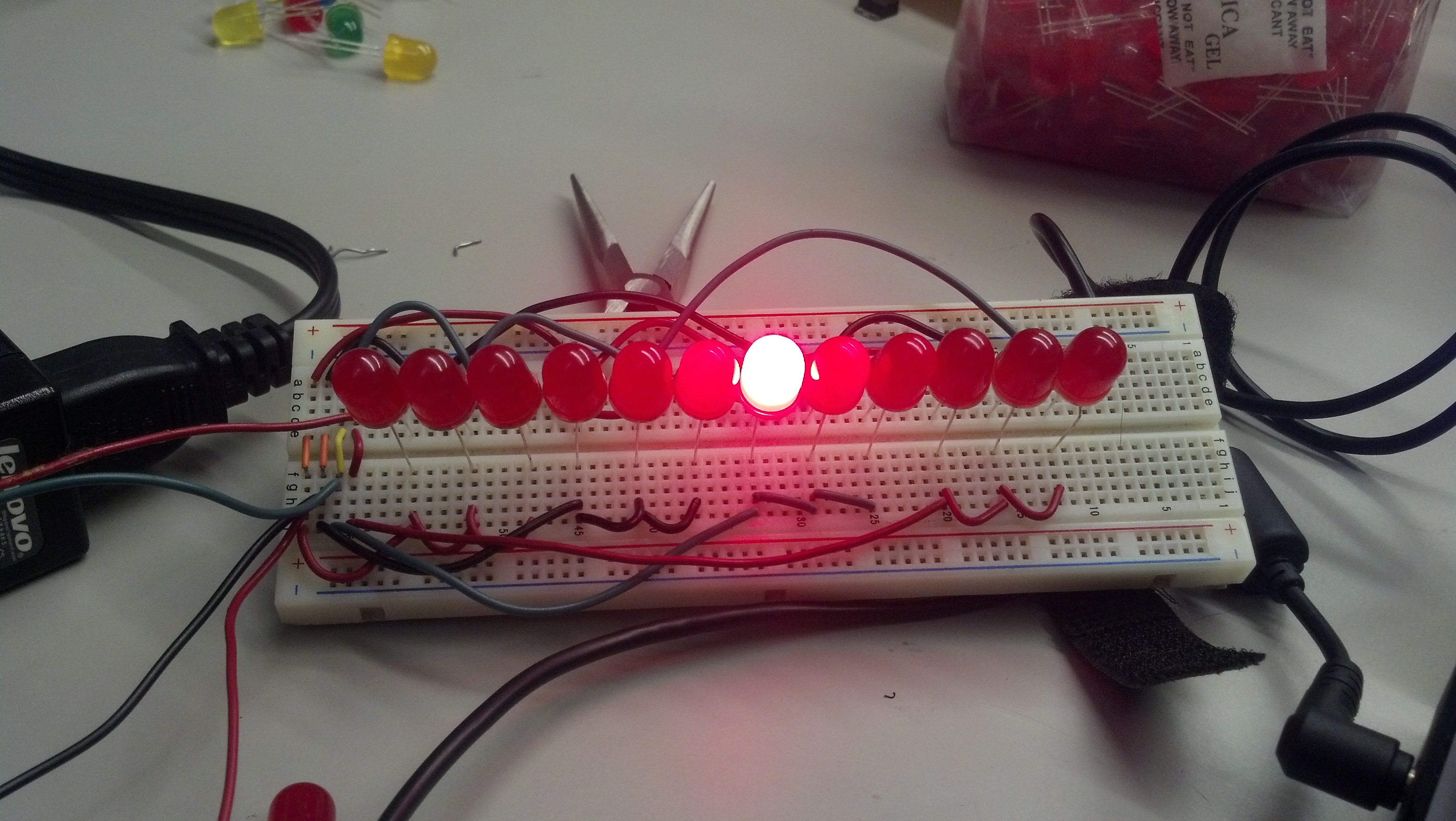 Charlieplexing Larson Scanner : 5 Steps - Instructables