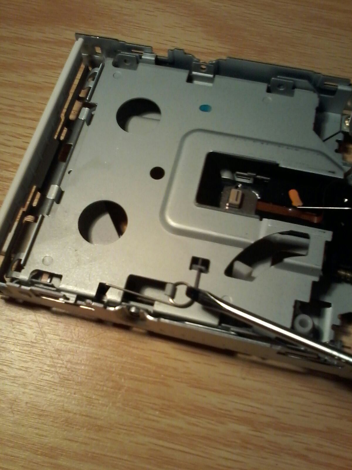 Taking Apart a Floppy Disk Drive : 16 Steps (with Pictures) - Instructables