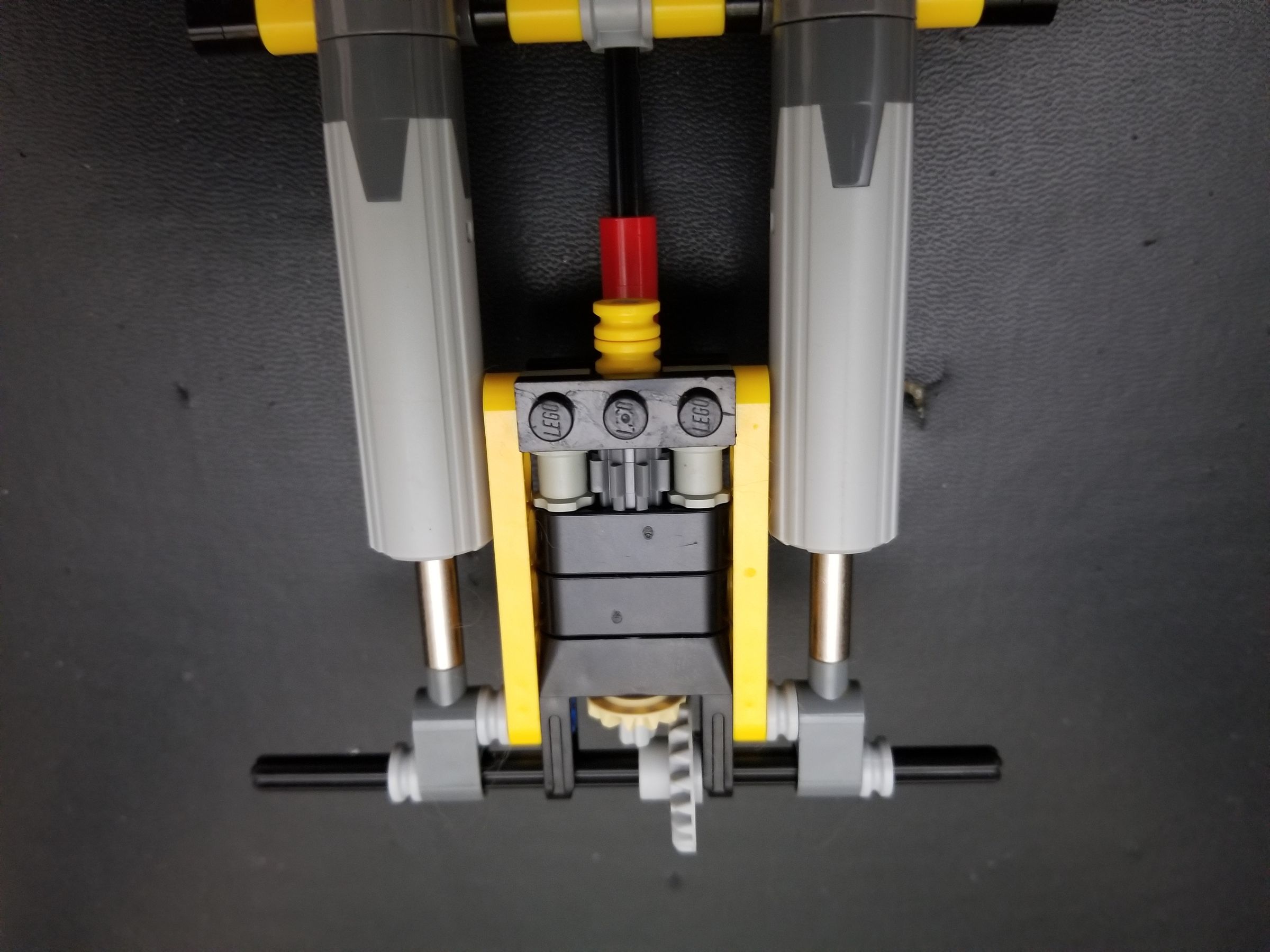 Lego Technic Back to Back Double Actuator Build : 9 Steps (with ...
