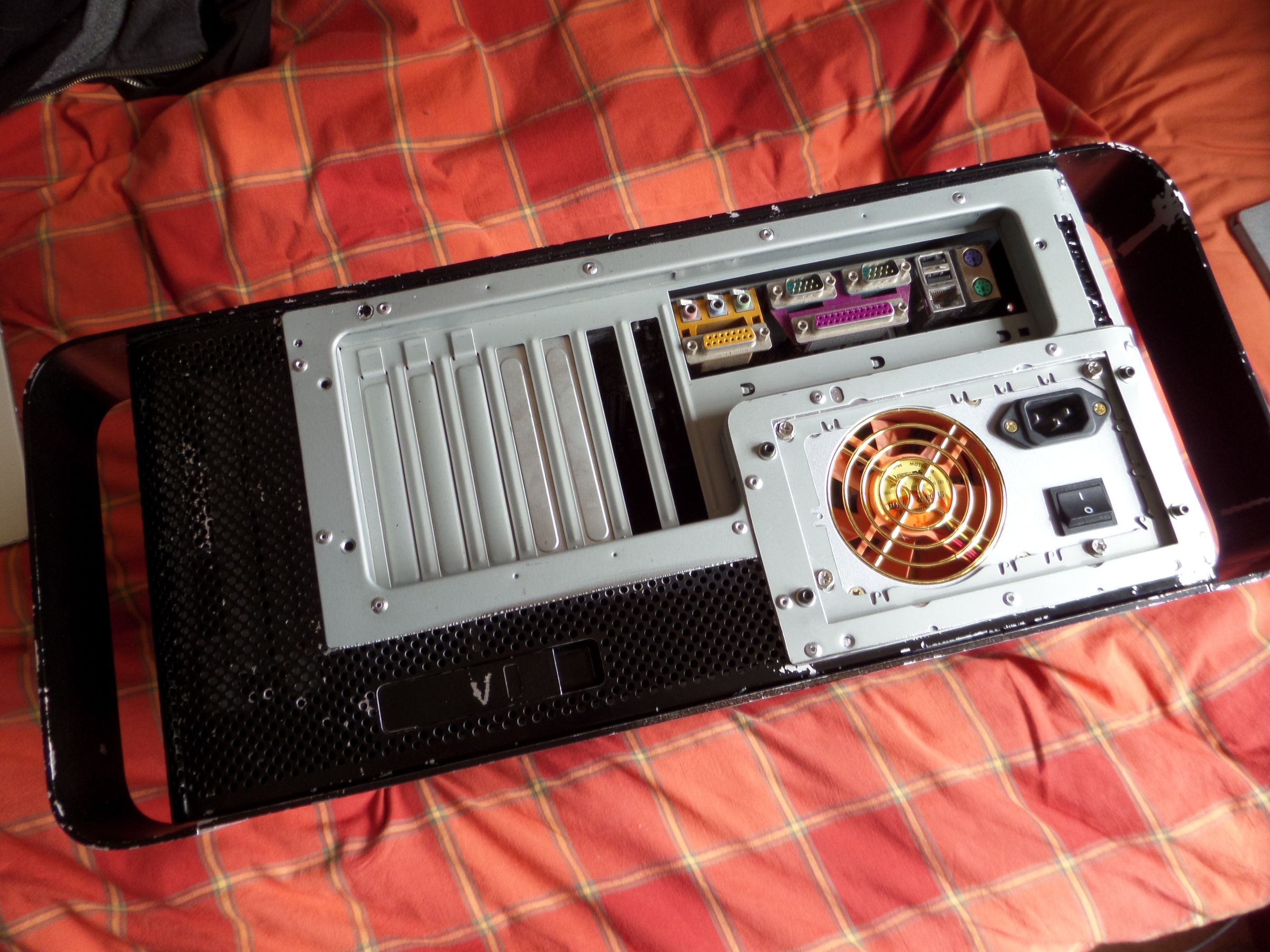 Maliwan Mac G5 Case Mod : 6 Steps (with Pictures) - Instructables