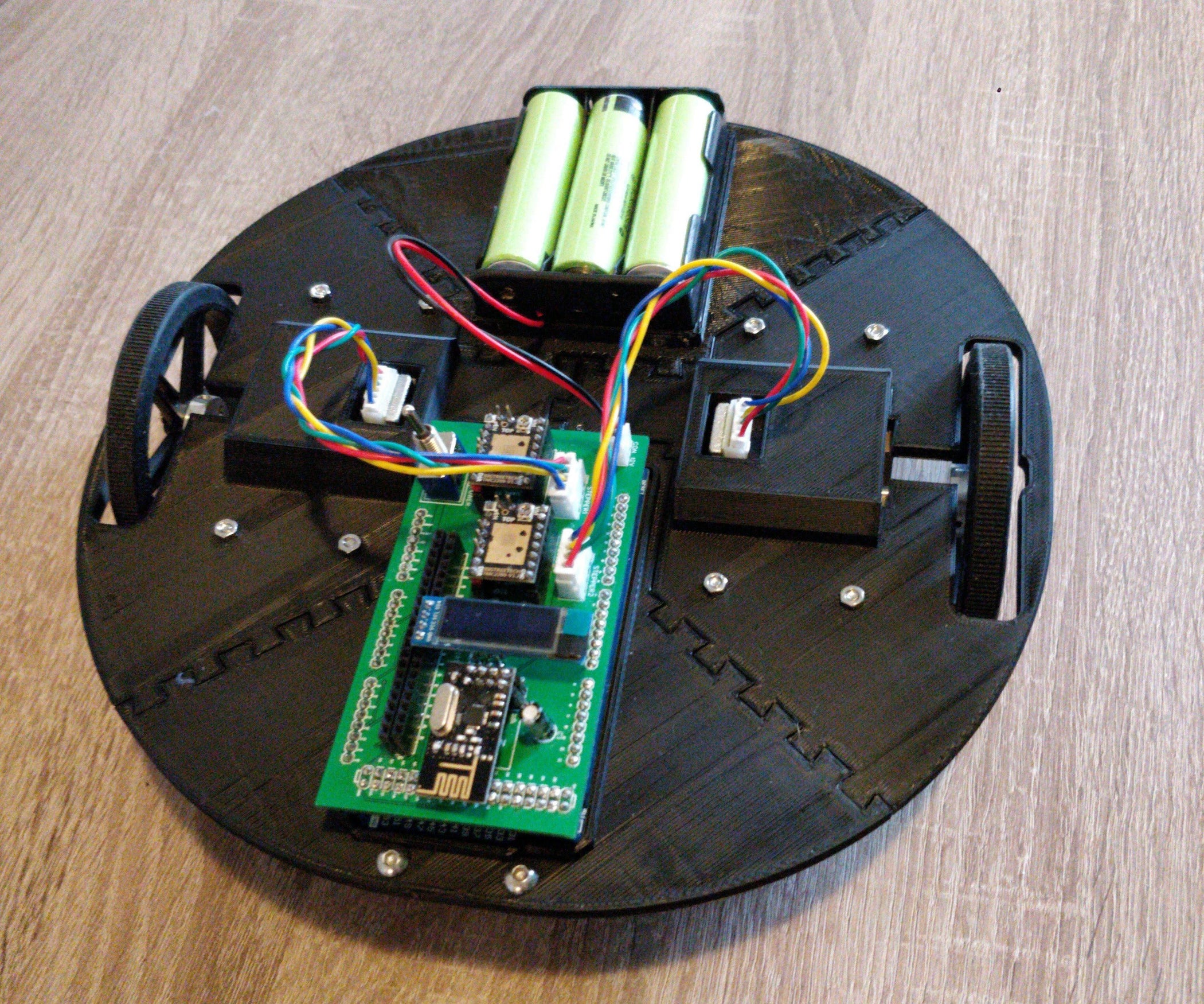 Building a Moving Platform Robot From Scratch : 12 Steps (with Pictures ...