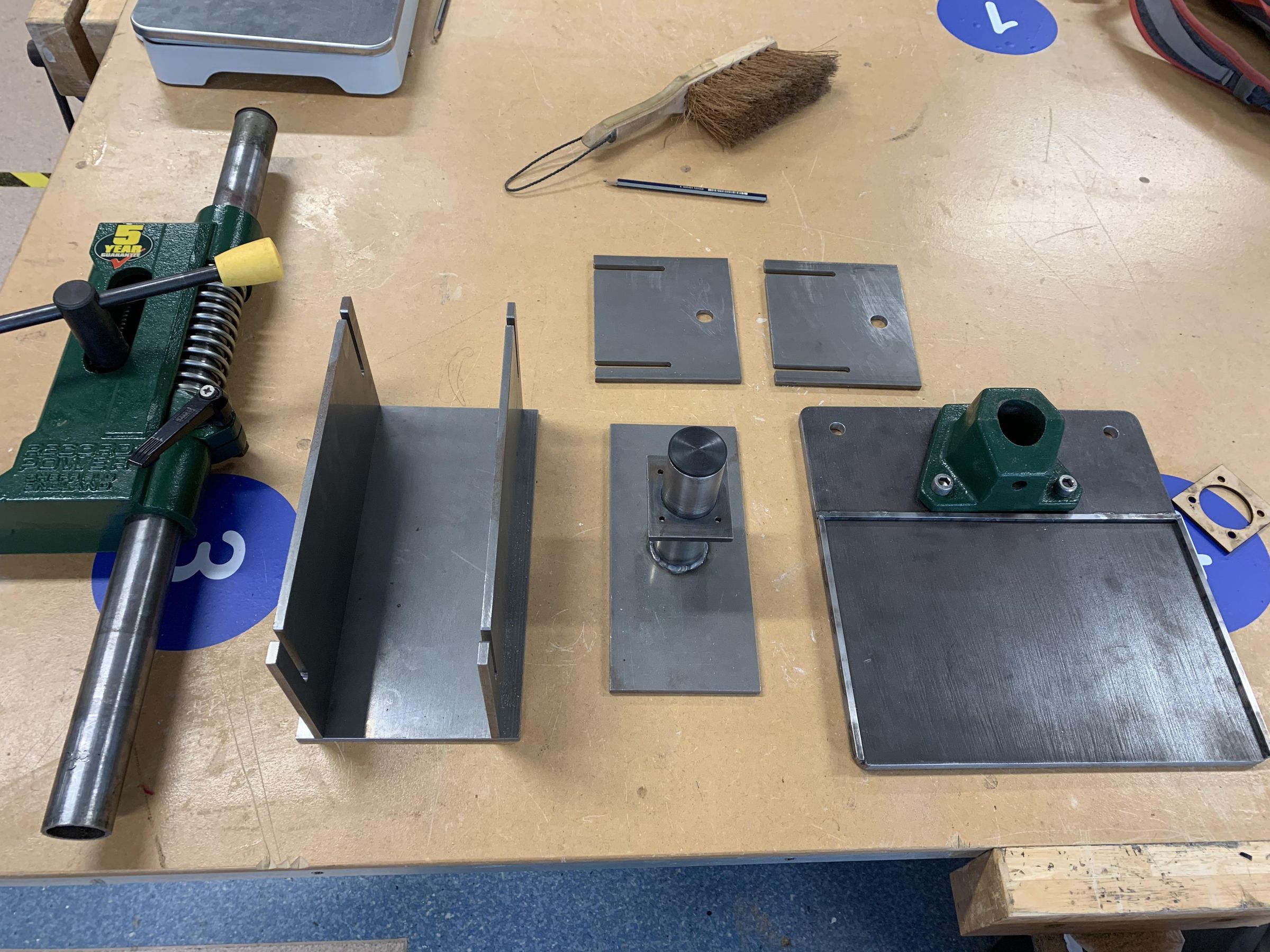 Plastic Brick Compressor : 11 Steps (with Pictures) - Instructables