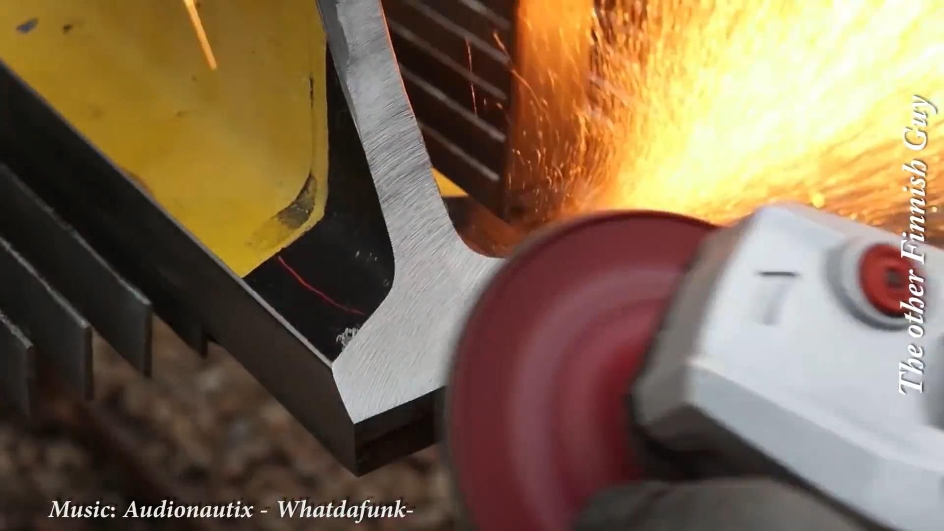 Making Aso / Railroad Track Anvil Using Angle Grinders. : 10 Steps ...