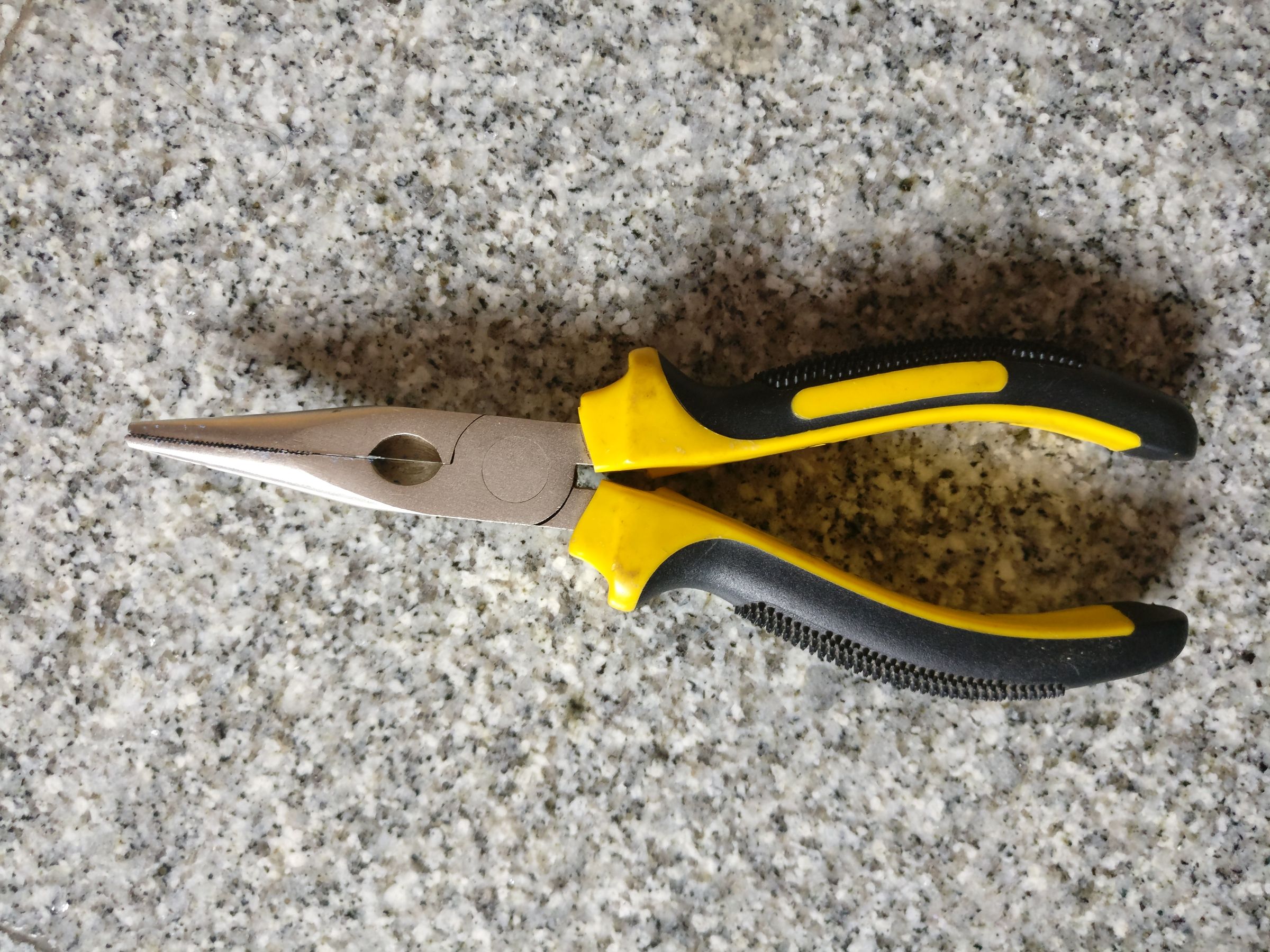 Recycled Razor Blades Clock : 3 Steps (with Pictures) - Instructables