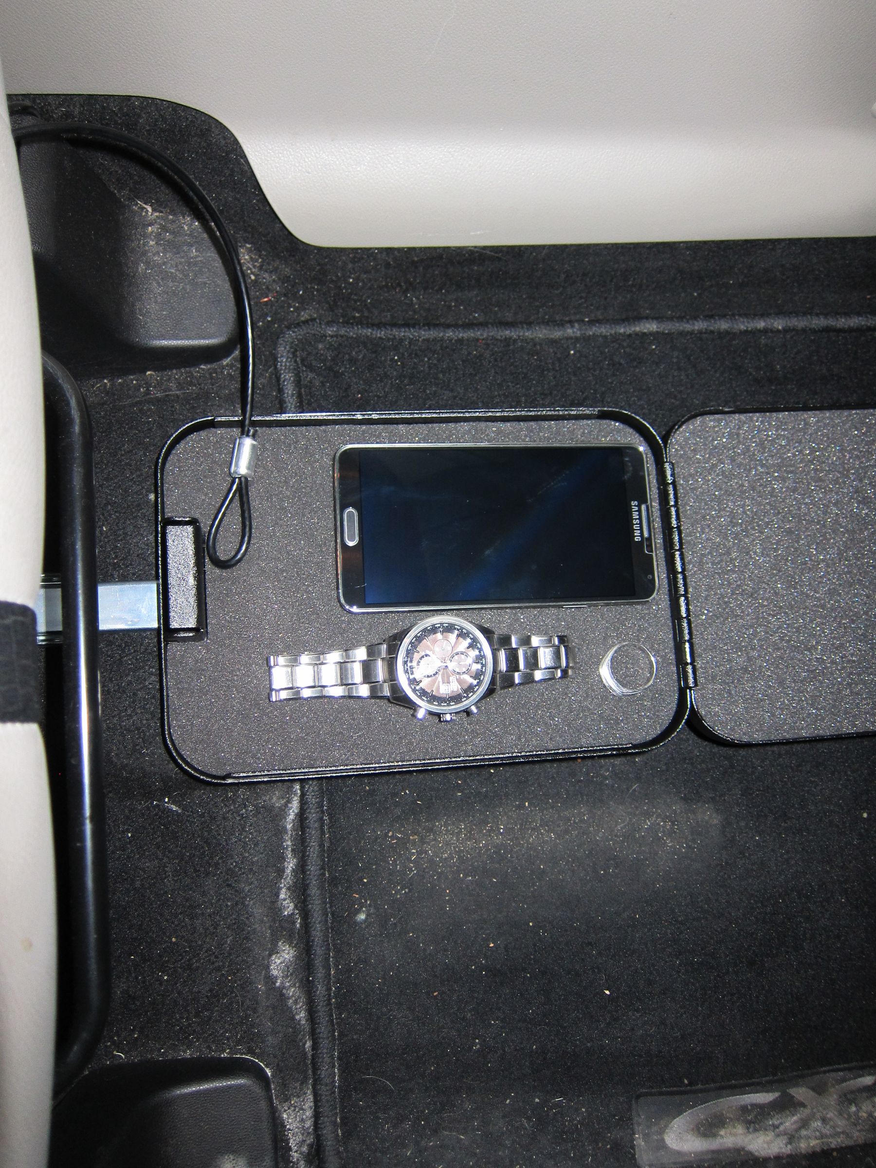 Hidden Sliding Vehicle Lock Box : 12 Steps (with Pictures) - Instructables