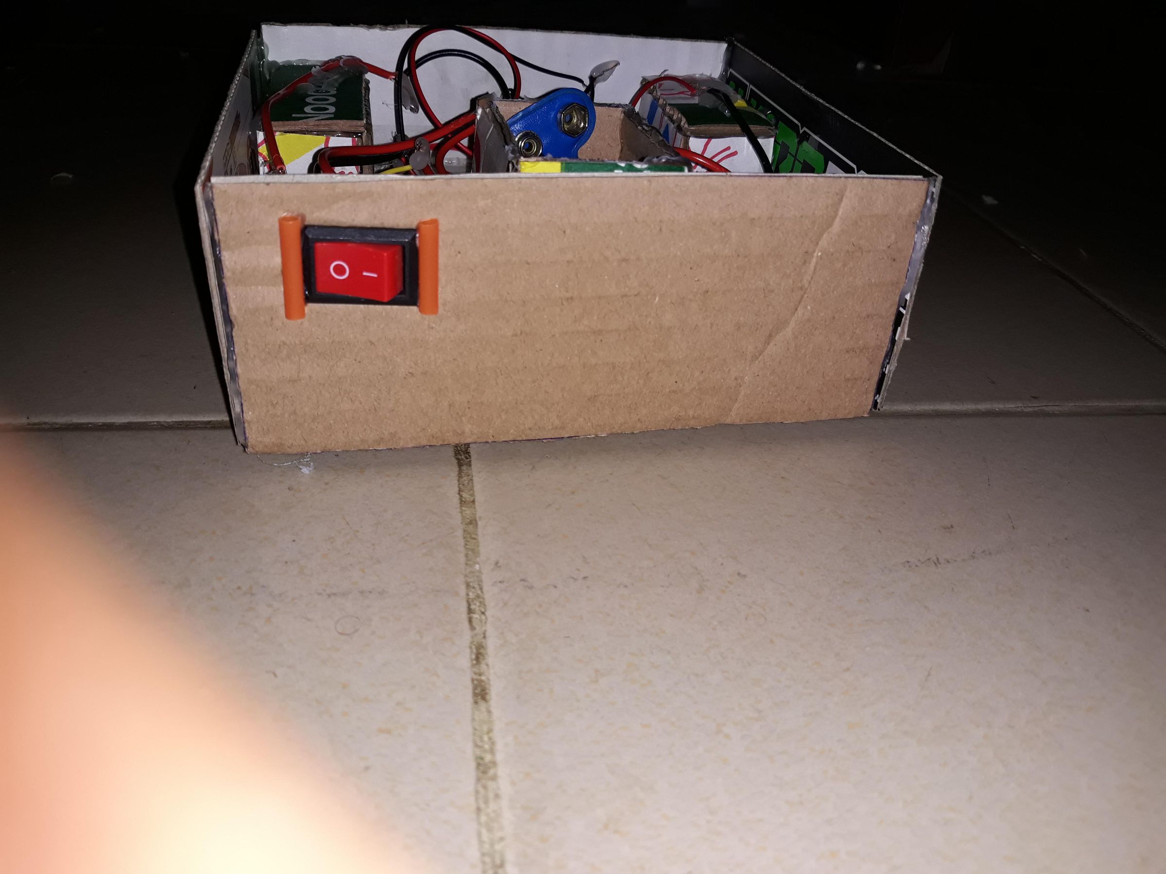 9 Volt Remote Control Pusher Battlebot : 4 Steps - Instructables