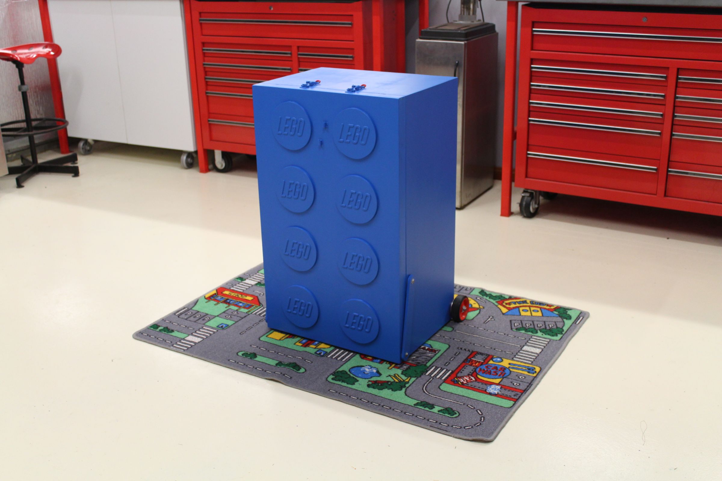Portable Lego Creation Station : 14 Steps (with Pictures) - Instructables