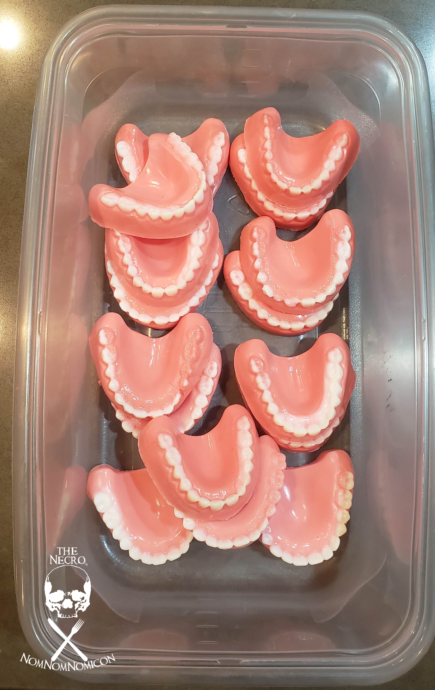In-Dentured Jello : 5 Steps (with Pictures) - Instructables