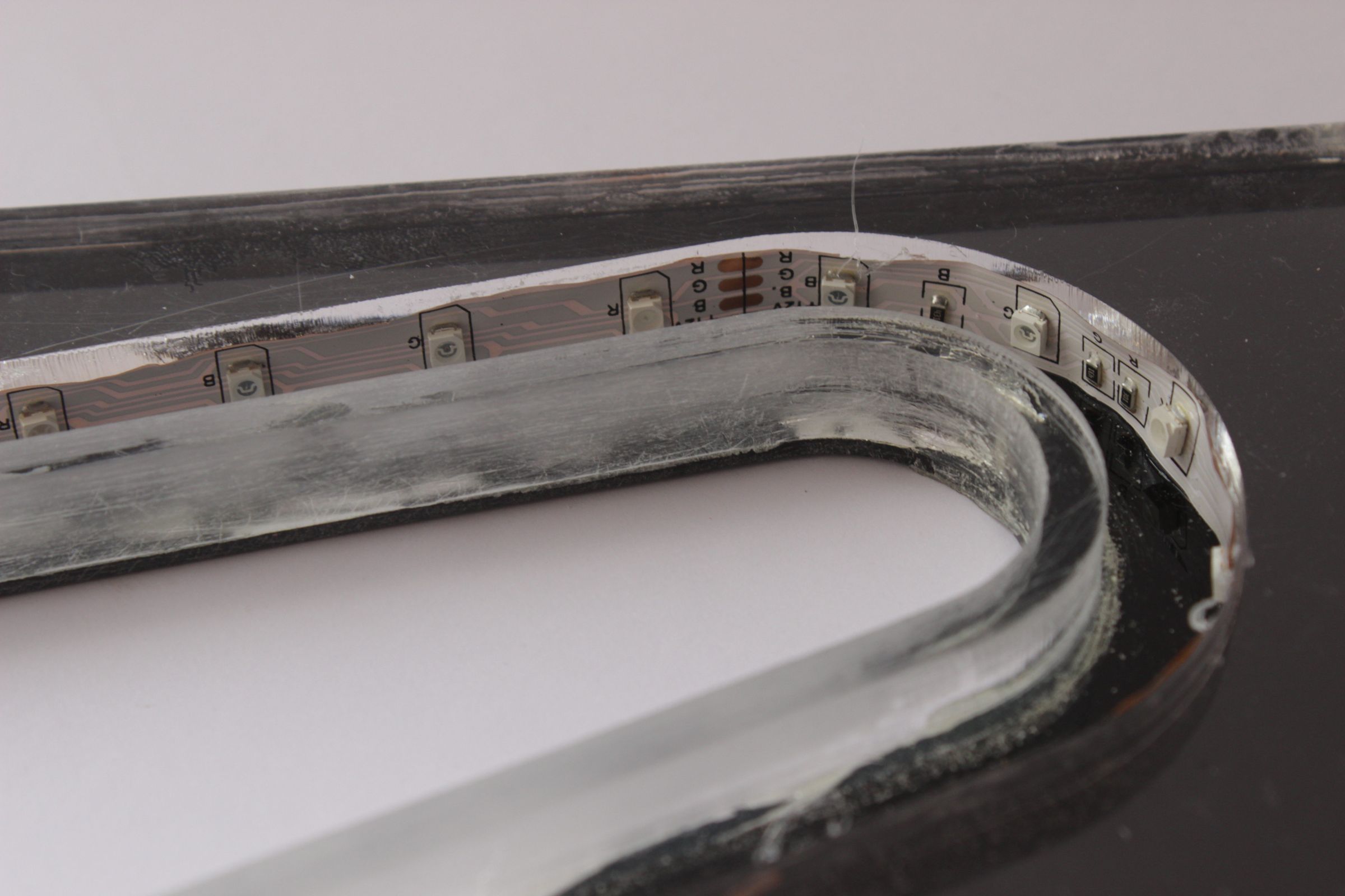 Ergonomic Edge Lit Monitor Stand : 18 Steps (with Pictures) - Instructables