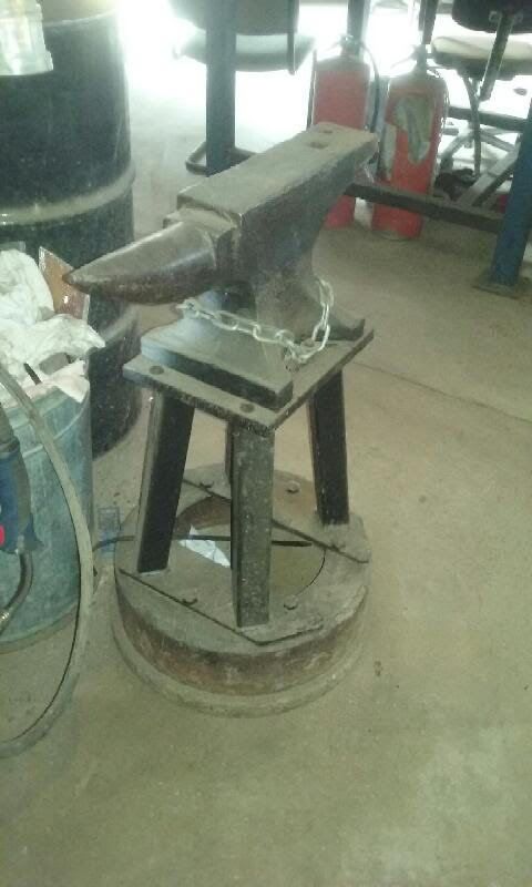 Custom Anvil Stand - No Welding Required : 5 Steps (with Pictures ...