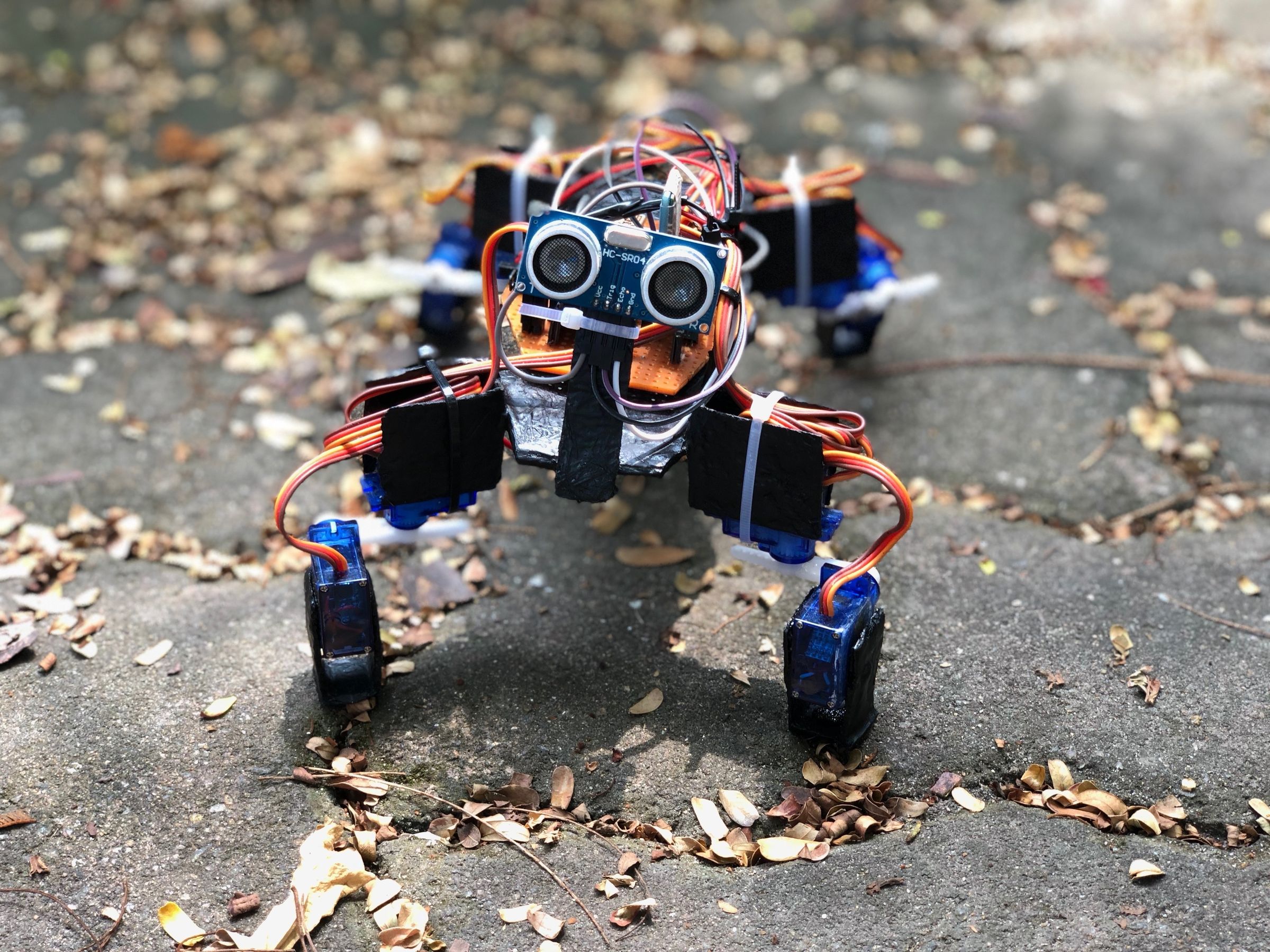 4 Leg - 8 Servo Arduino Walking Robot : 3 Steps - Instructables