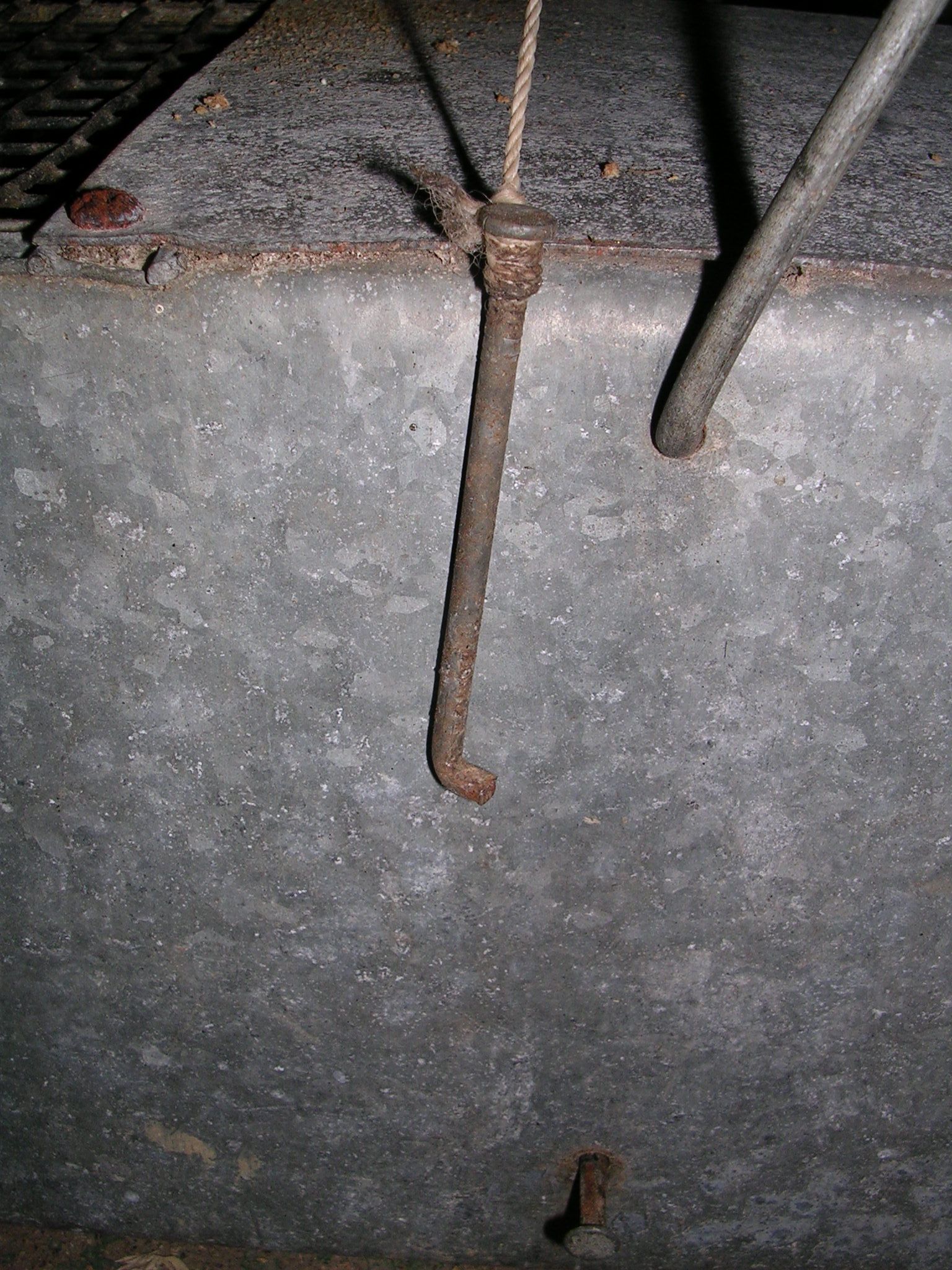 Sheet Metal Rat Trap, Modern Version of Traditional Slate Trap. : 3 ...