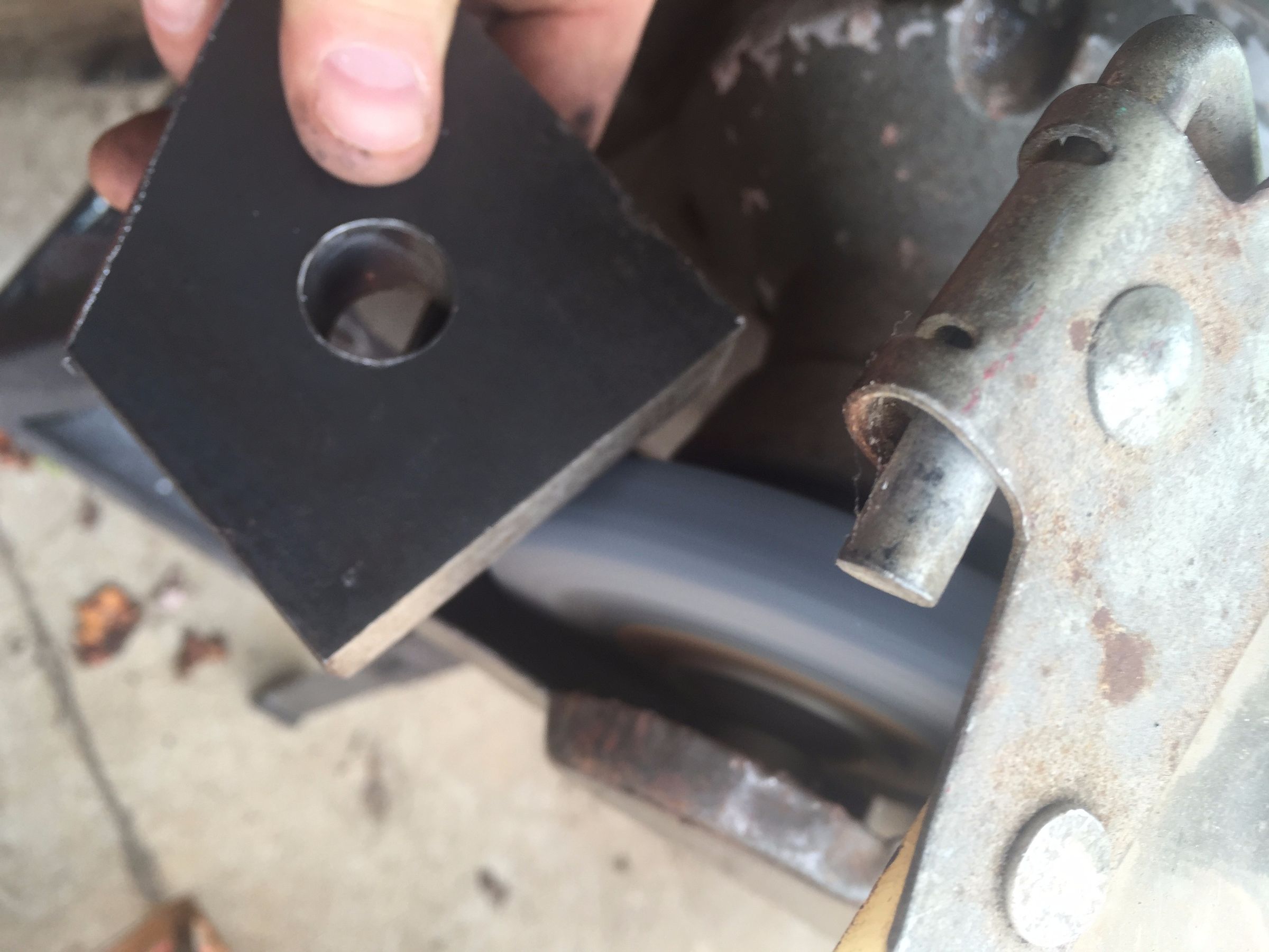 Tractor Bucket Attachment Point (Let's Lift Heavy Stuff!) : 8 Steps ...