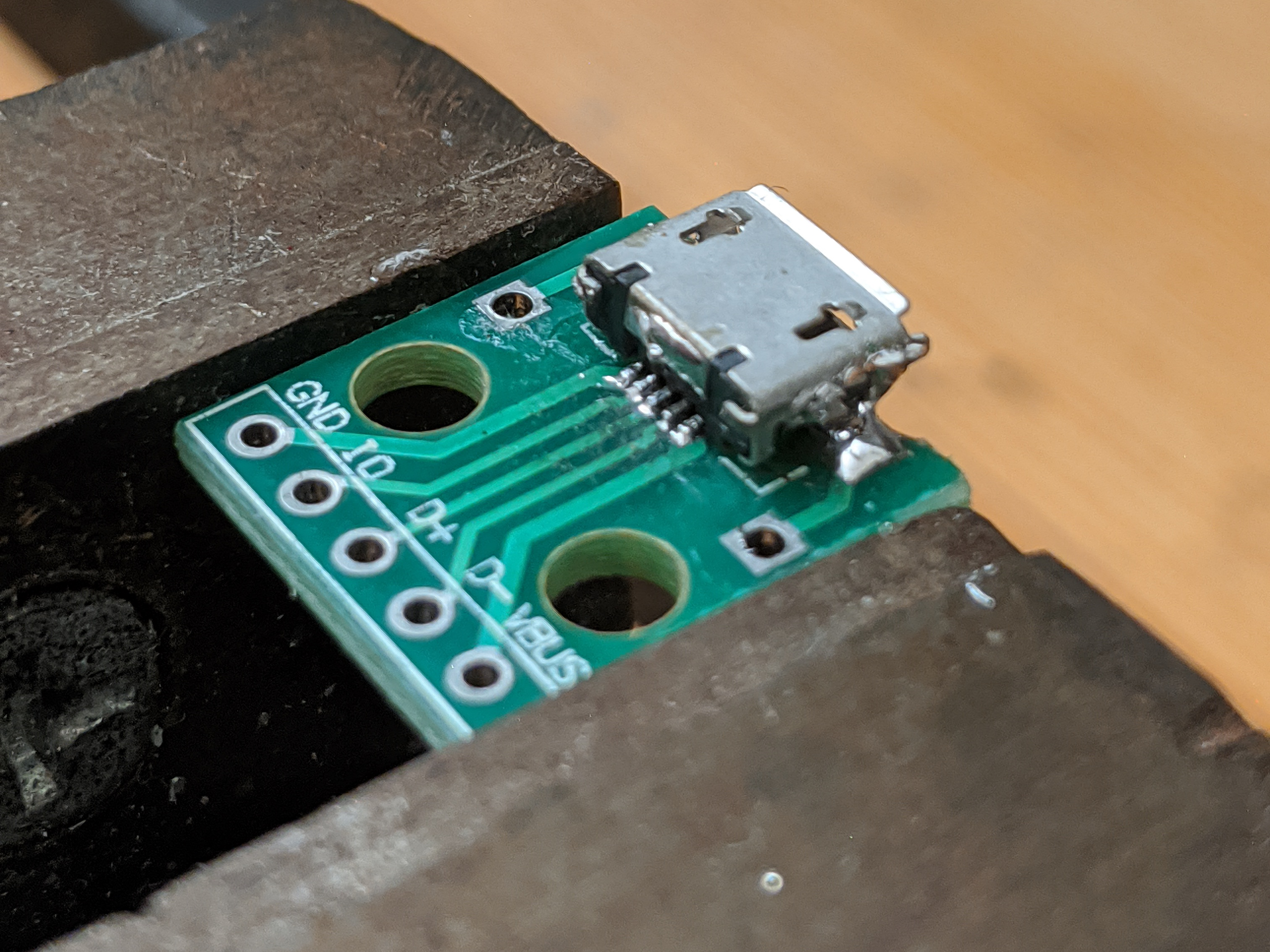 Replace Micro-USB Port With Only a Soldering Iron : 9 Steps (with ...