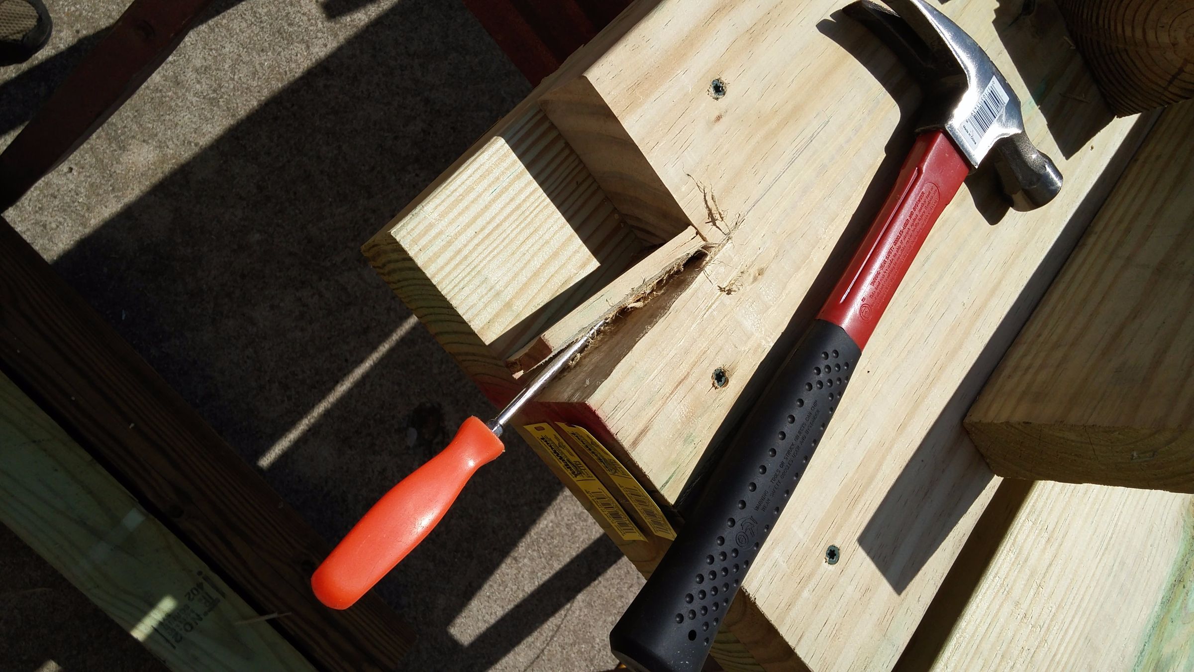 Simple and Heavy Workbench : 8 Steps (with Pictures) - Instructables