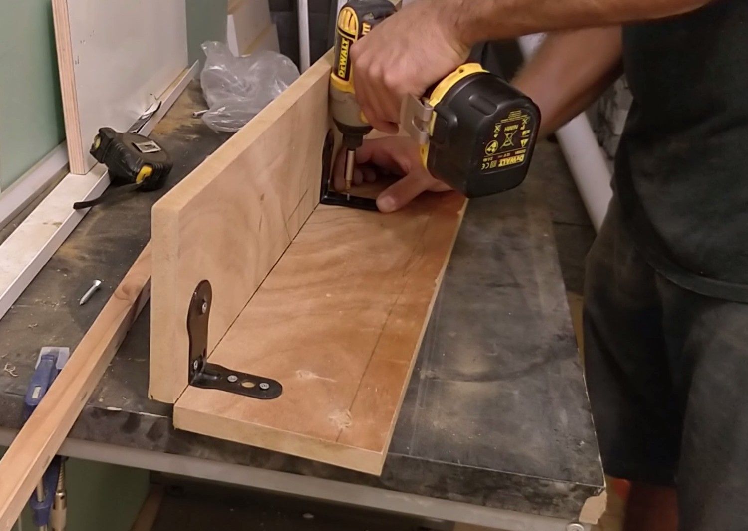 Smart Floor Corner Wooden LED Lamp DIY : 32 Steps (with Pictures ...