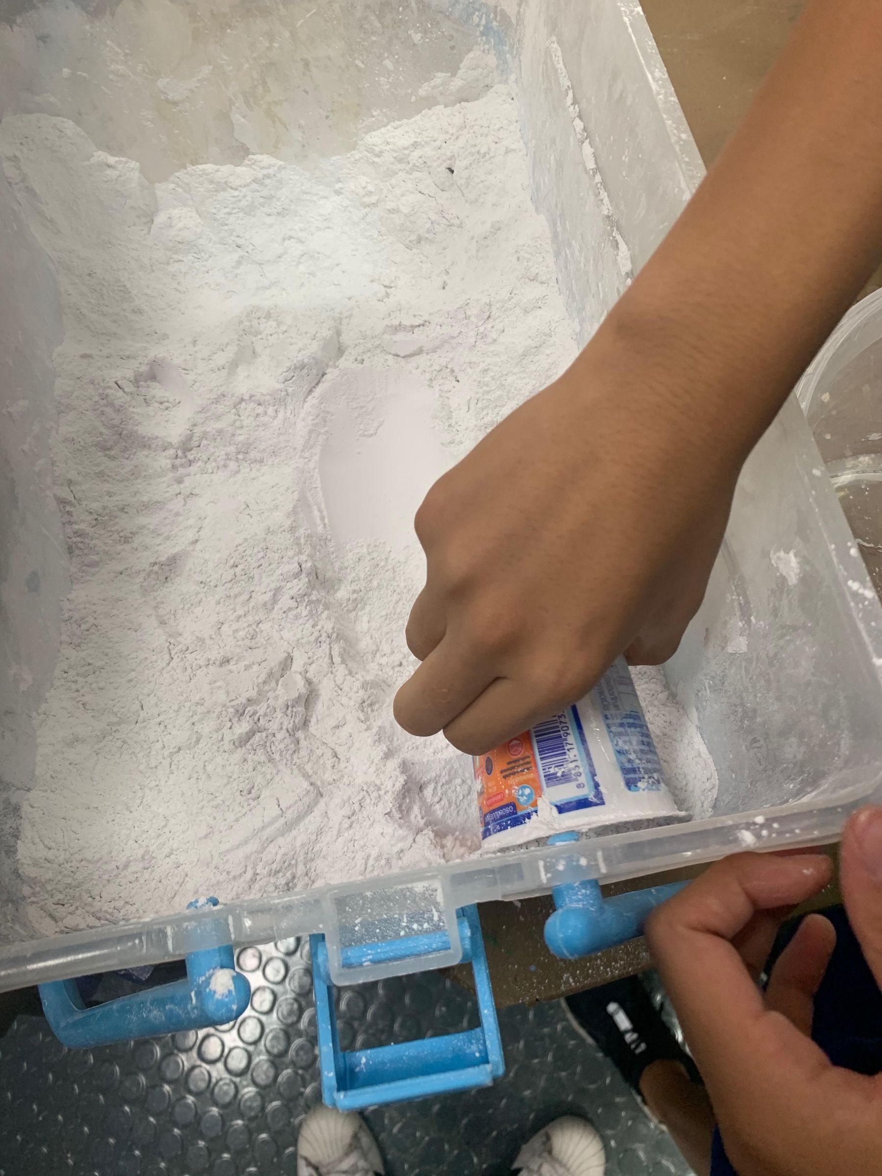 Making a Pencil Holder/stationary Set Using Plaster : 8 Steps ...