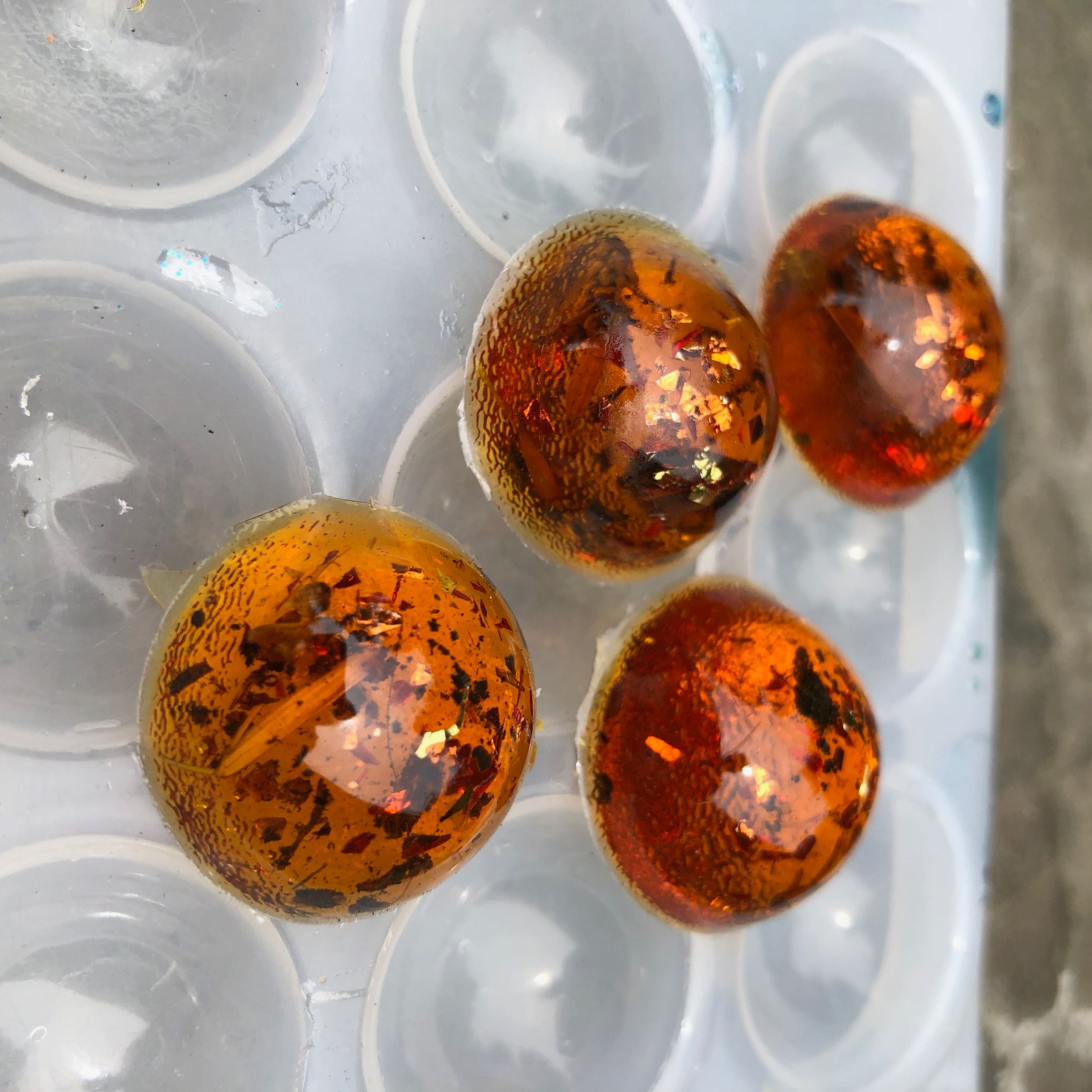 Faux Amber Resin Key Ring : 20 Steps (with Pictures) - Instructables