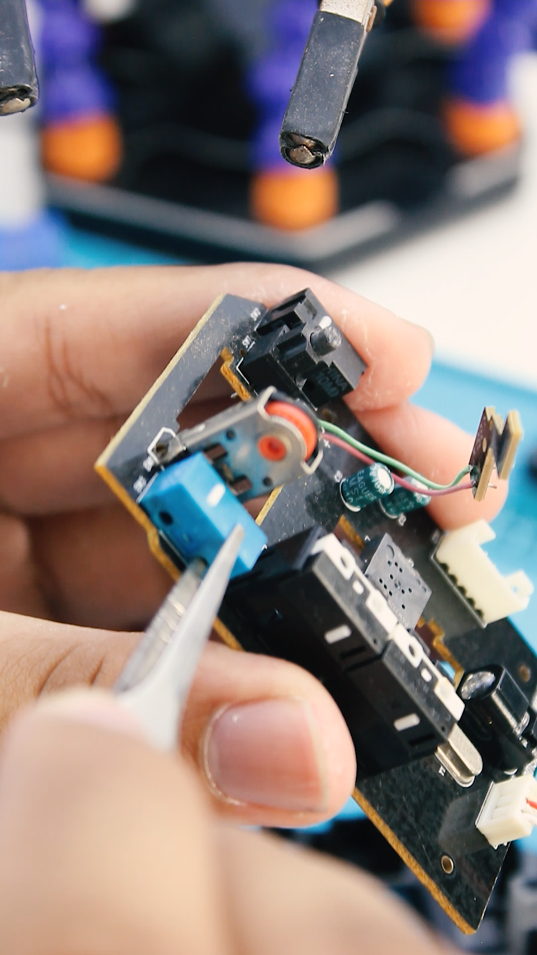 How to Fix a Broken Gaming Mouse Clicker! : 10 Steps (with Pictures ...