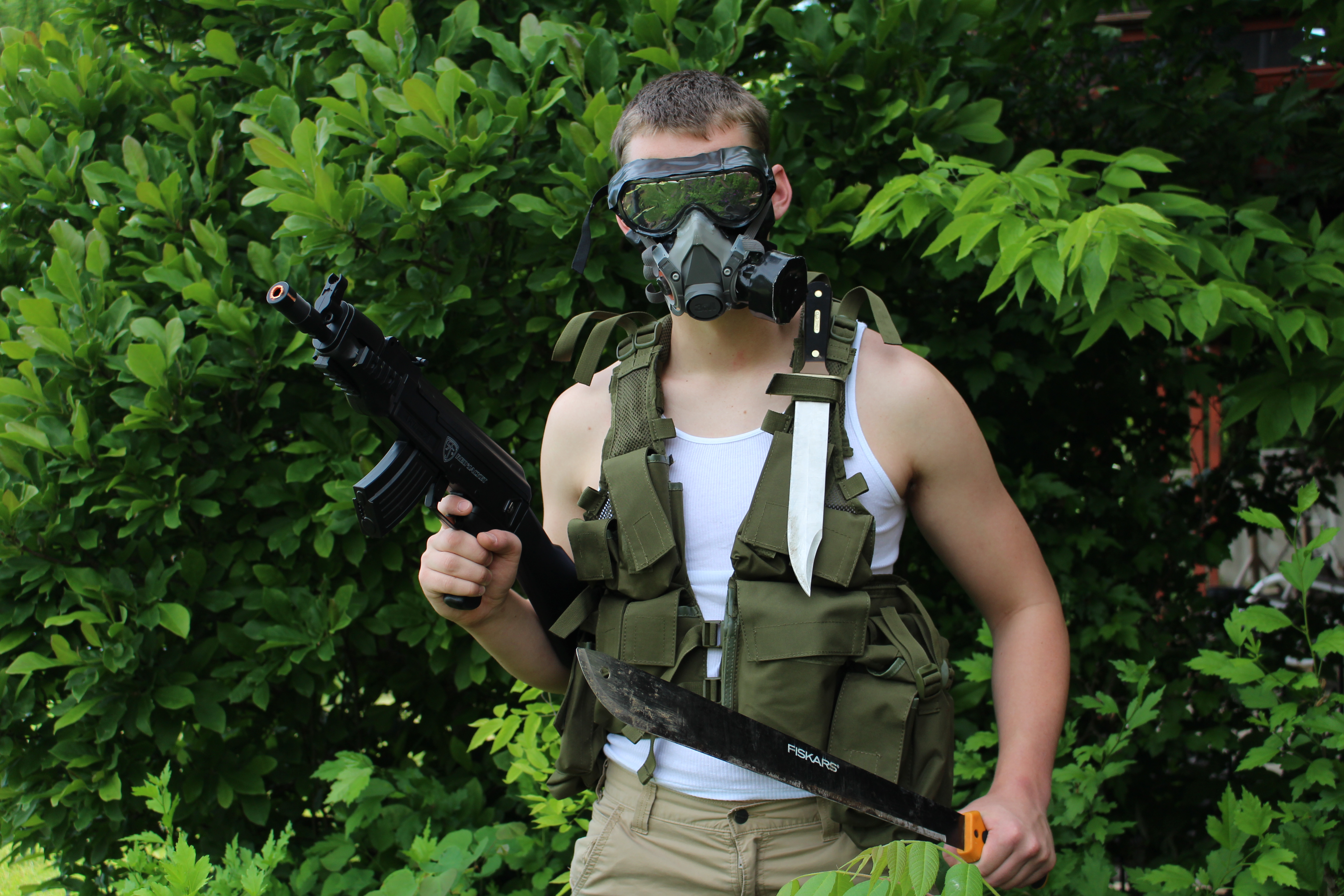 Homemade M40 Gas Mask Using Spare Parts : 8 Steps - Instructables